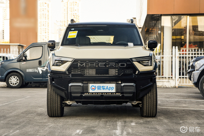 【2025款 猛士M817 1.5T 140km Hero汽车报价_图片_参数配置】-易车_猛士成都龙湖西宸天街