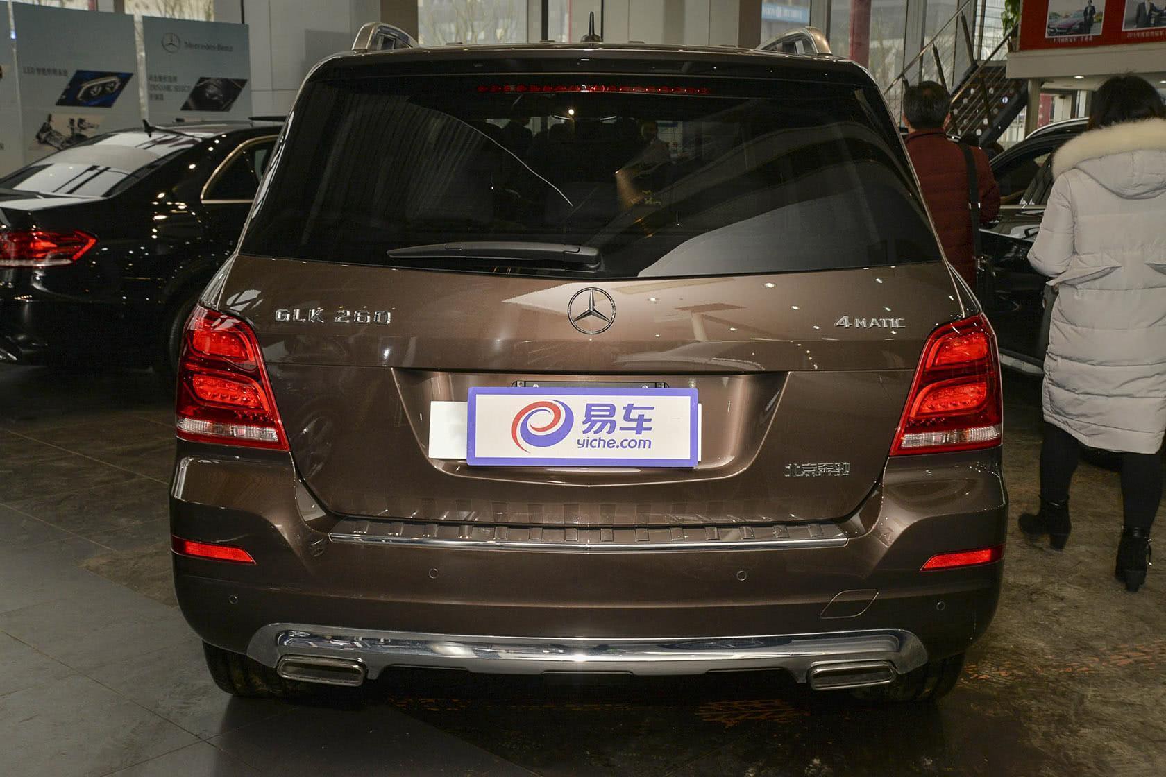 【奔驰GLK级GLK 260 2.0T 自动 动感型 极致版正后水平图片-汽车图片大全】-易车