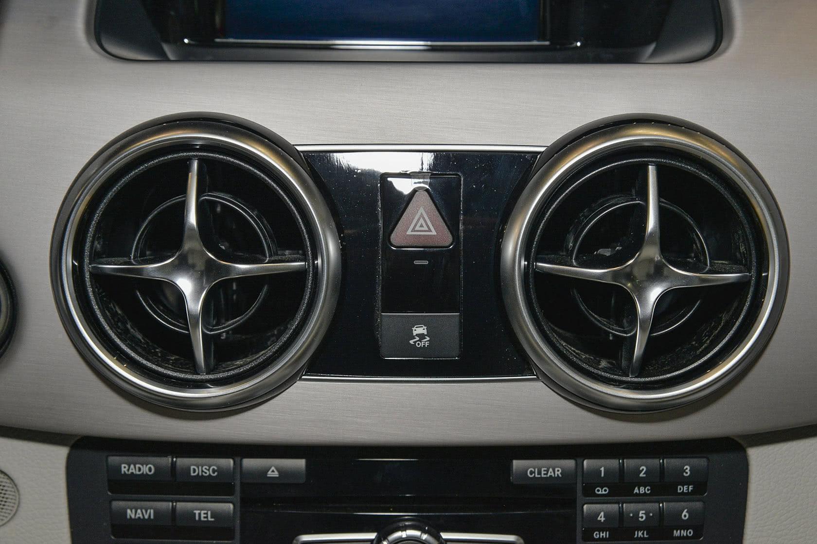 【奔驰GLK级GLK 260 2.0T 自动 动感型 极致版前出风口图片-汽车图片大全】-易车