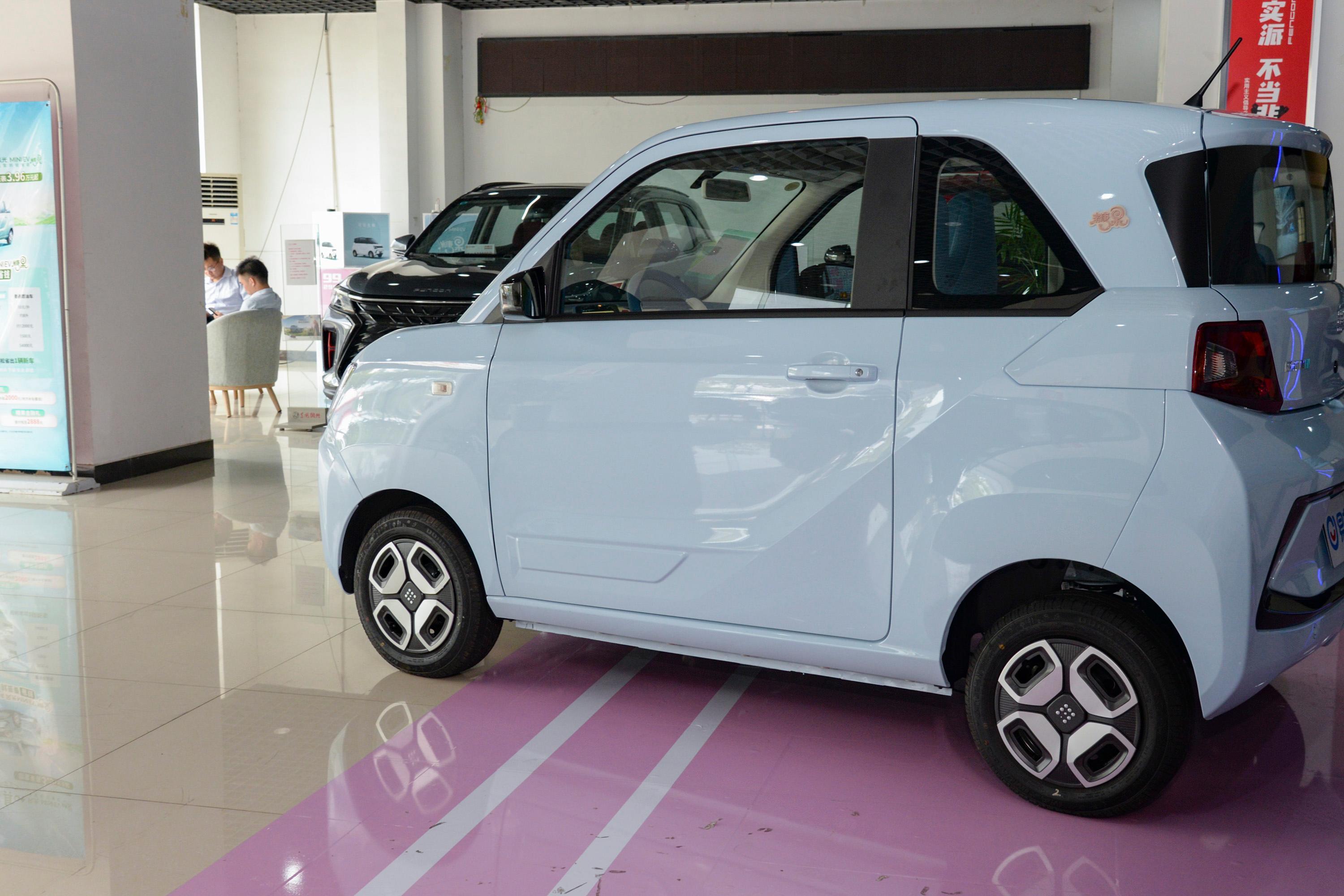 【风光MINIEV糖果款 220km 全糖外观图片-汽车图片大全】-易车