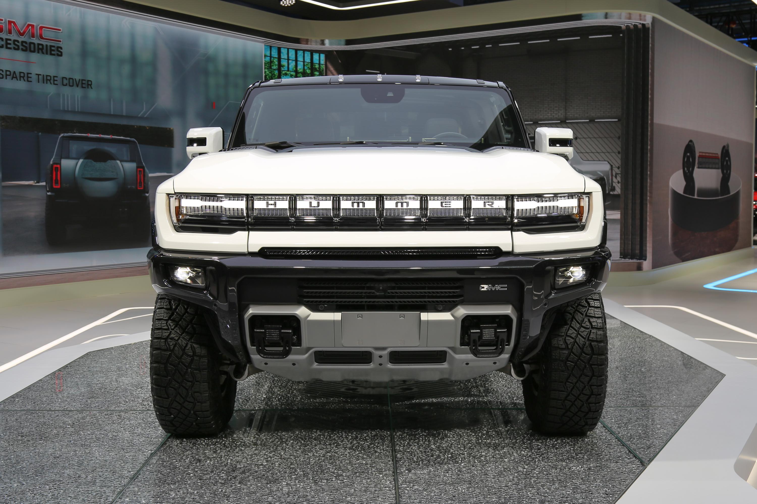 【HUMMER EV PICKUP顶配版正前水平图片-汽车图片大全】-易车