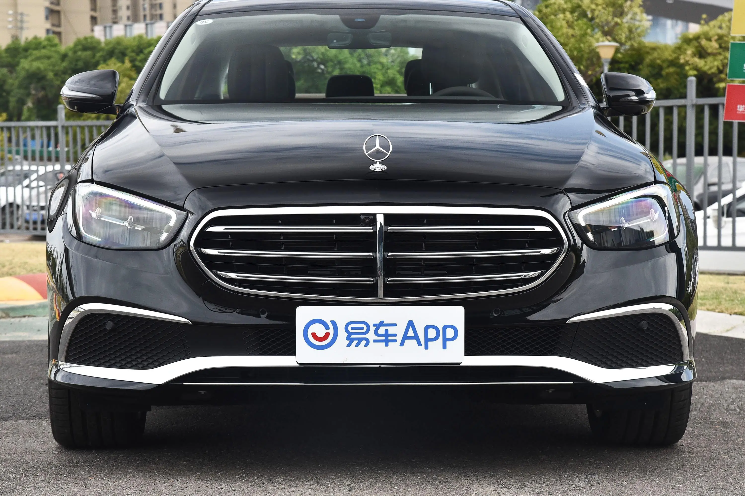 【奔驰E级E 300 L 豪华型外观细节图片-汽车图片大全】-易车