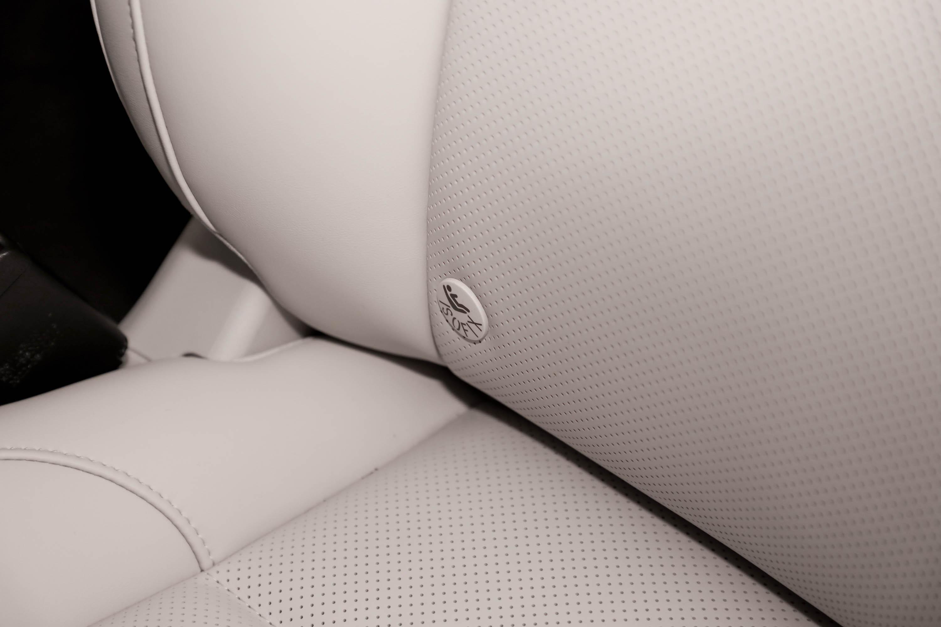 【理想L8L8 Max儿童座椅接口图片-汽车图片大全】-易车