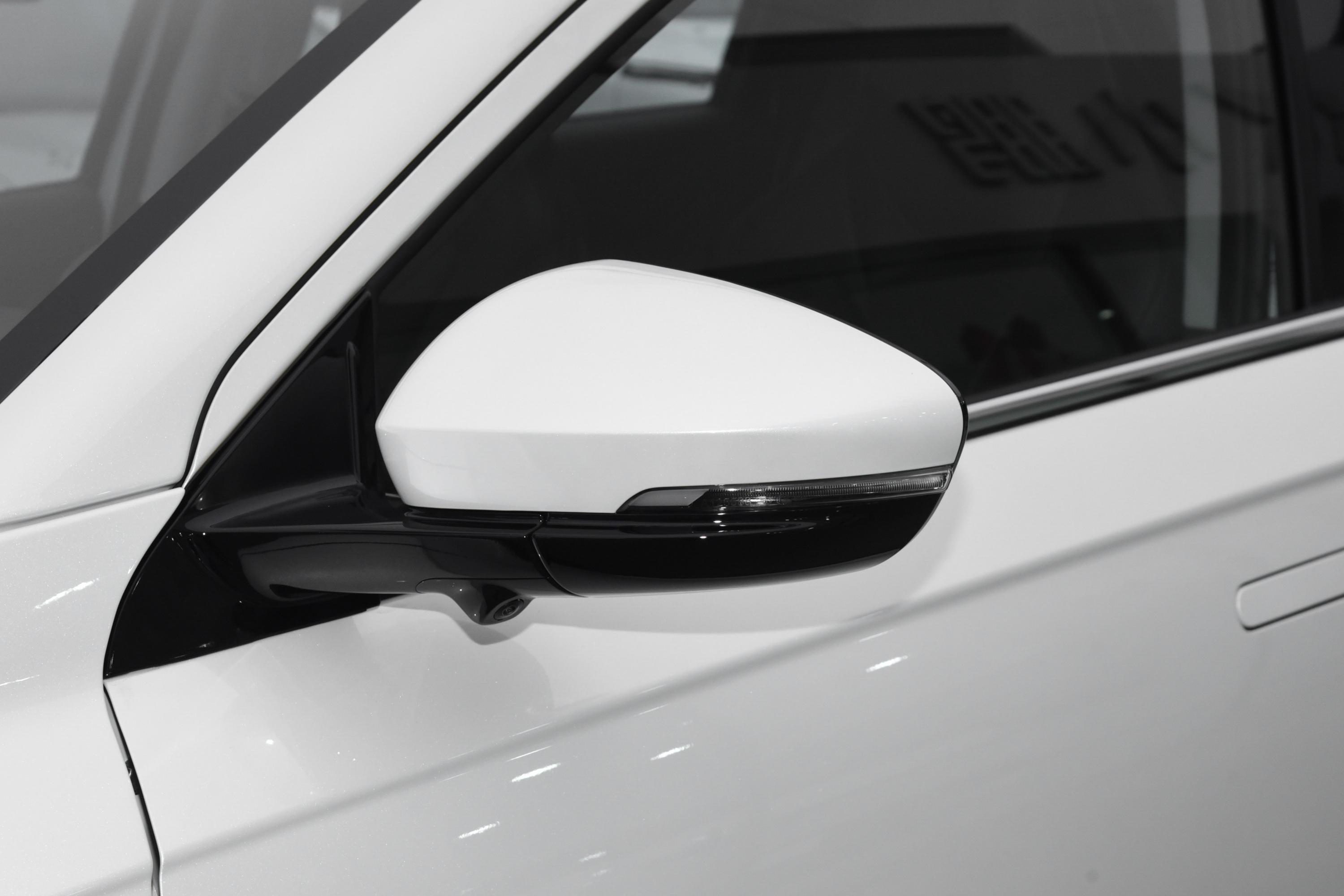 【小鹏G3G3i 460N+主驾驶后视镜背面图片-汽车图片大全】-易车