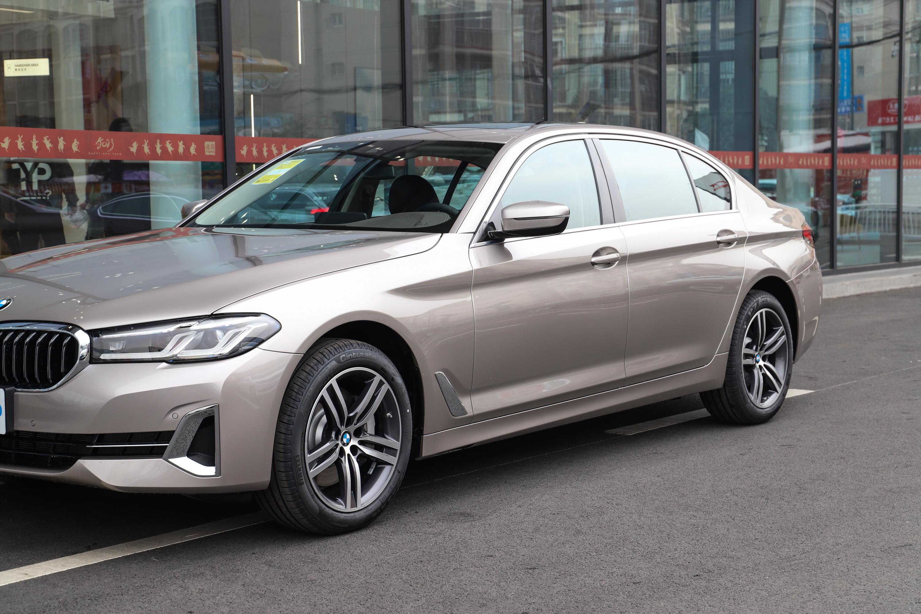 【宝马5系530Li 领先型 豪华套装外观细节图片-汽车图片大全】-易车