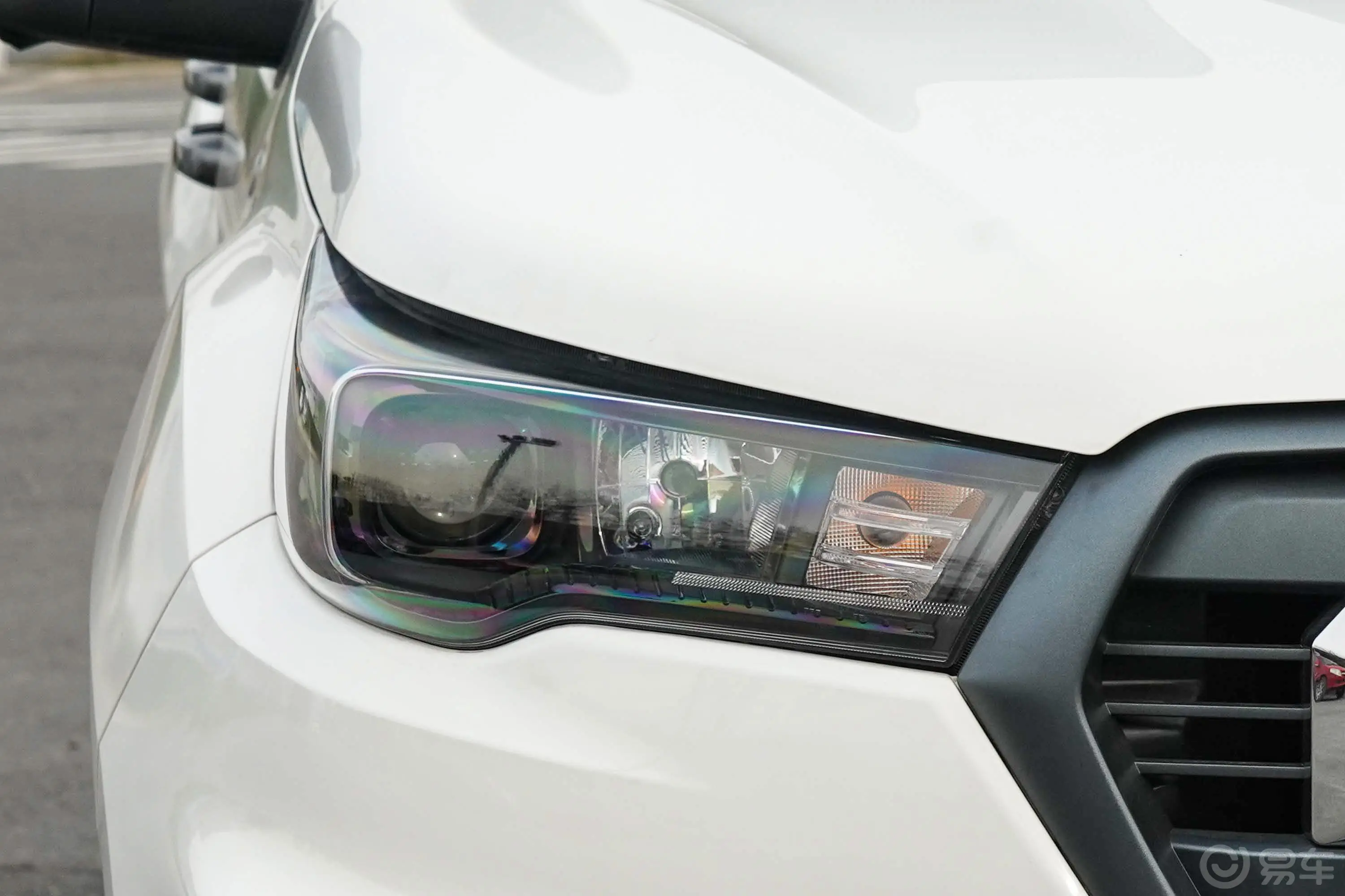 【大将军F9 SUV2.0T 自动四驱豪华型外观灯组图片-汽车图片大全】-易车