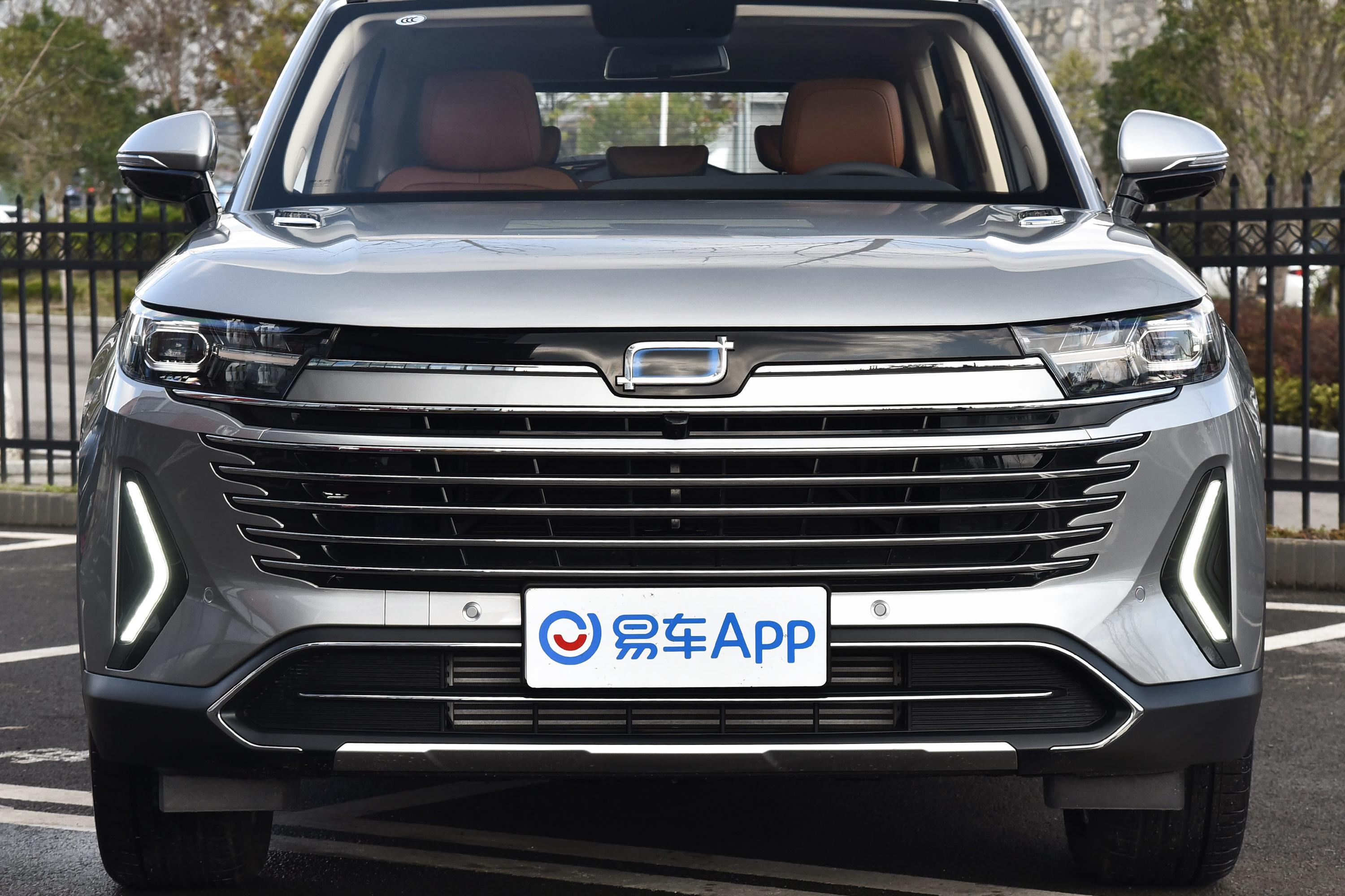 【奔腾T992.0T 尊享型(8AT)外观细节图片-汽车图片大全】-易车