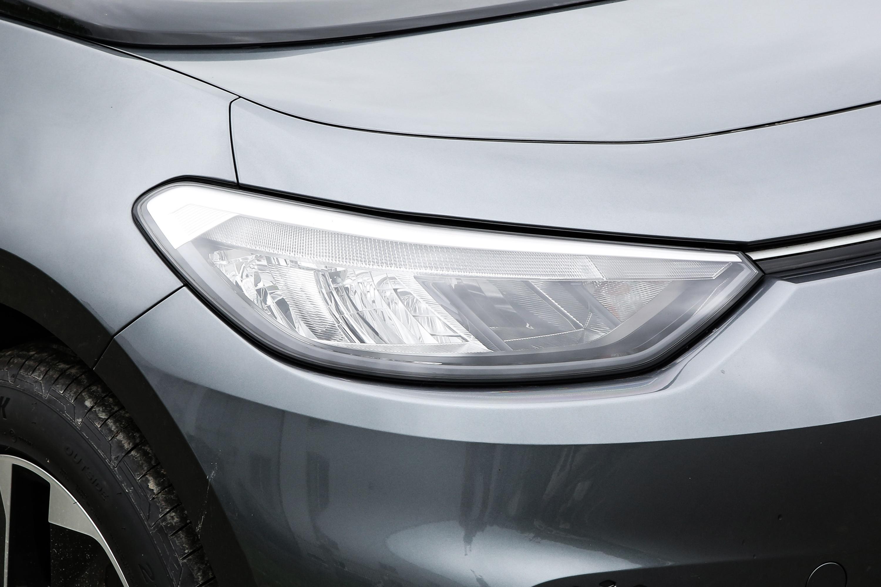 【大众ID.3升级款 450km 纯净智享版大灯侧45度俯拍图片-汽车图片大全】-易车