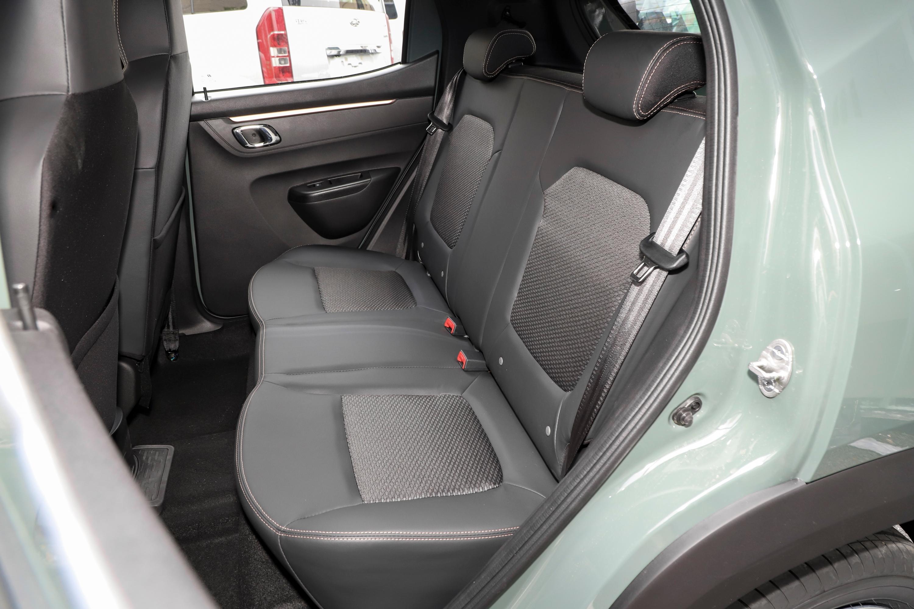 【纳米BOX冠军款 轻风版 201km 标准型后排座椅图片-汽车图片大全】-易车