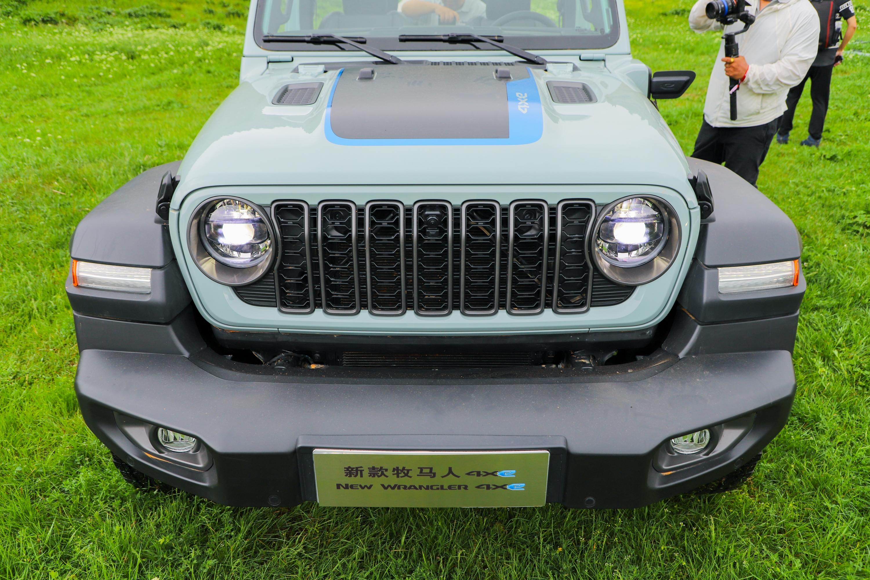 【牧马人4xe2.0T 撒哈拉四门版外观细节图片-汽车图片大全】-易车