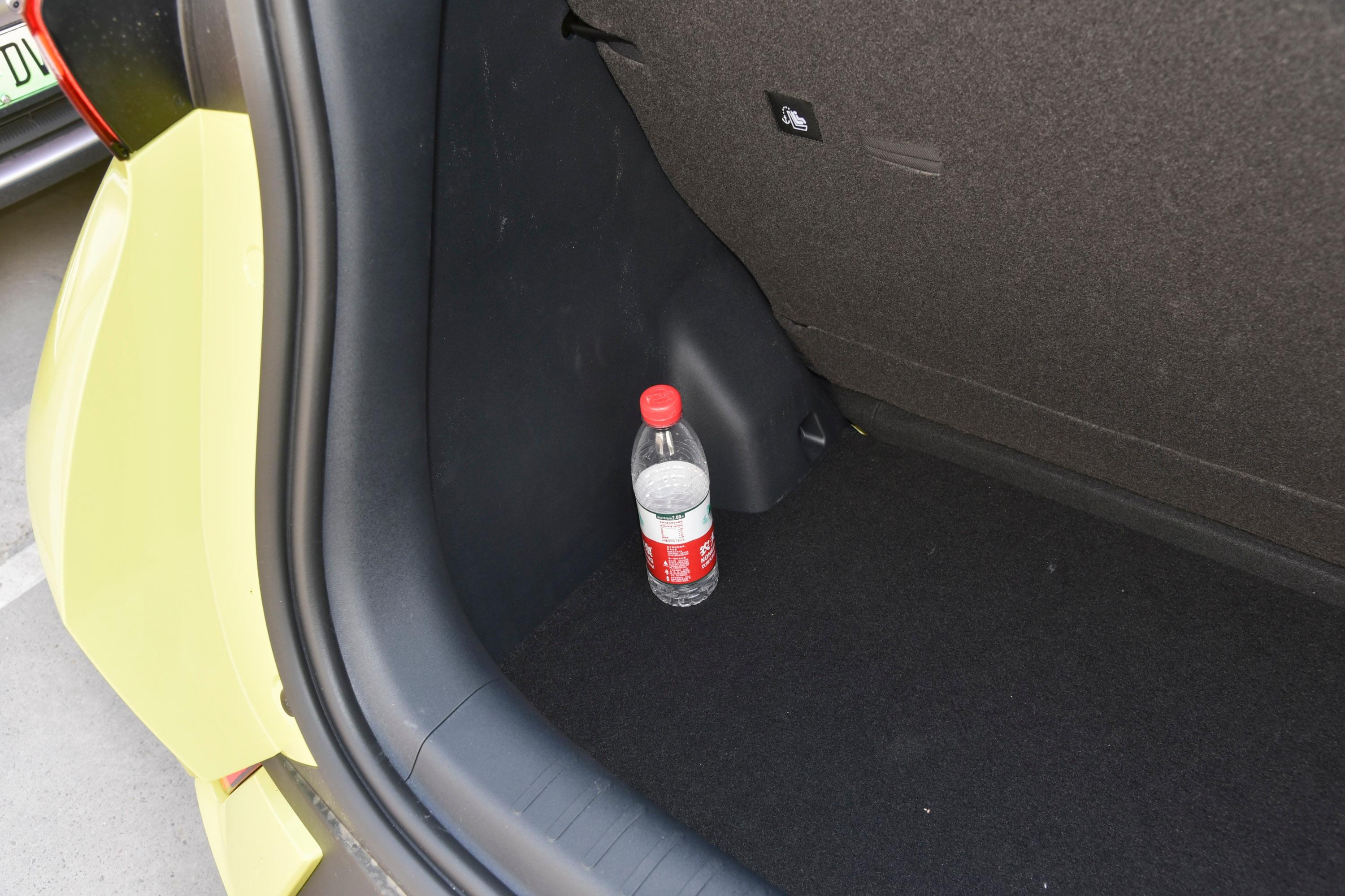 【海鸥305km 活力版后备厢图片-汽车图片大全】-易车