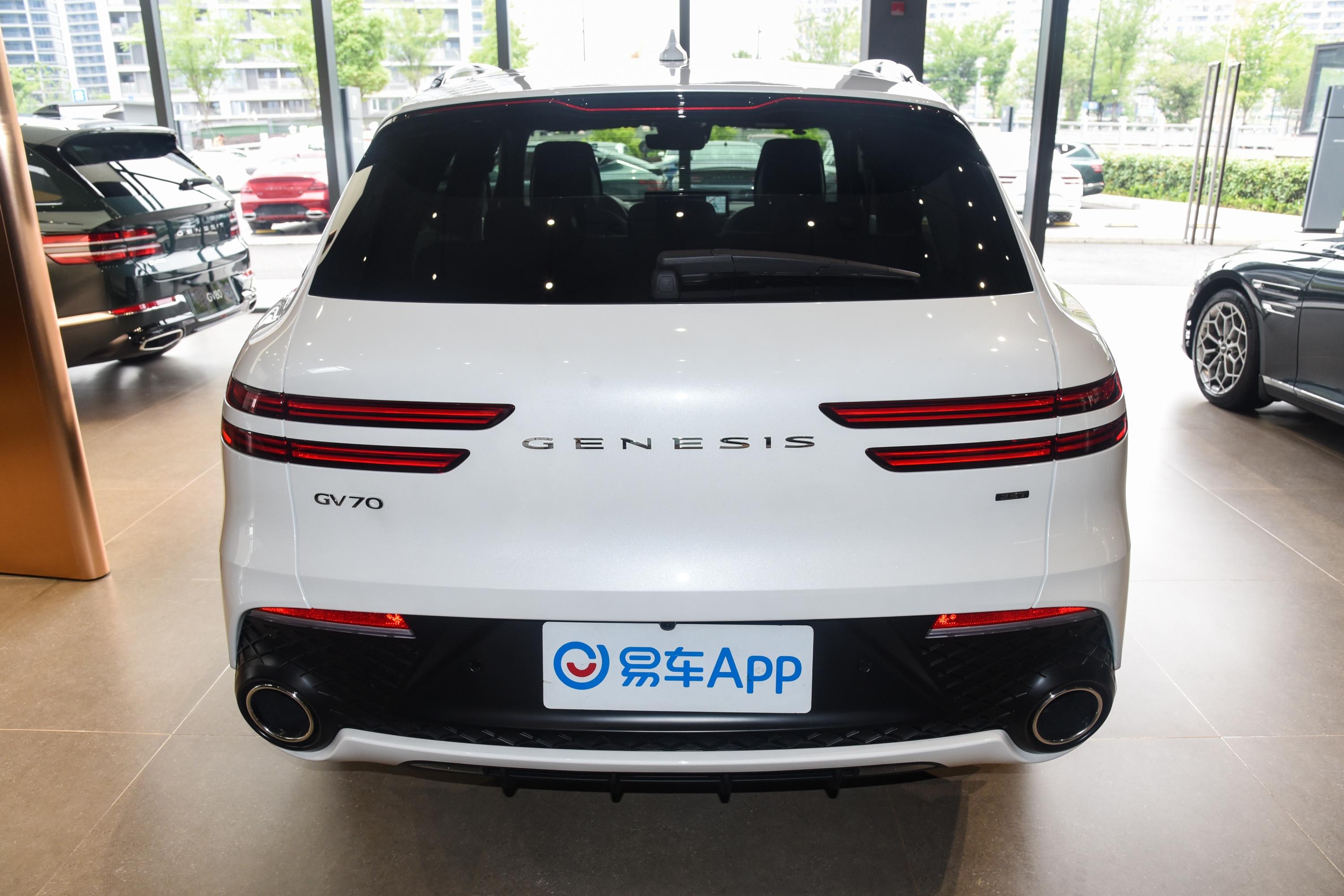 【捷尼赛思GV702.5T 两驱豪华版正后水平图片-汽车图片大全】-易车