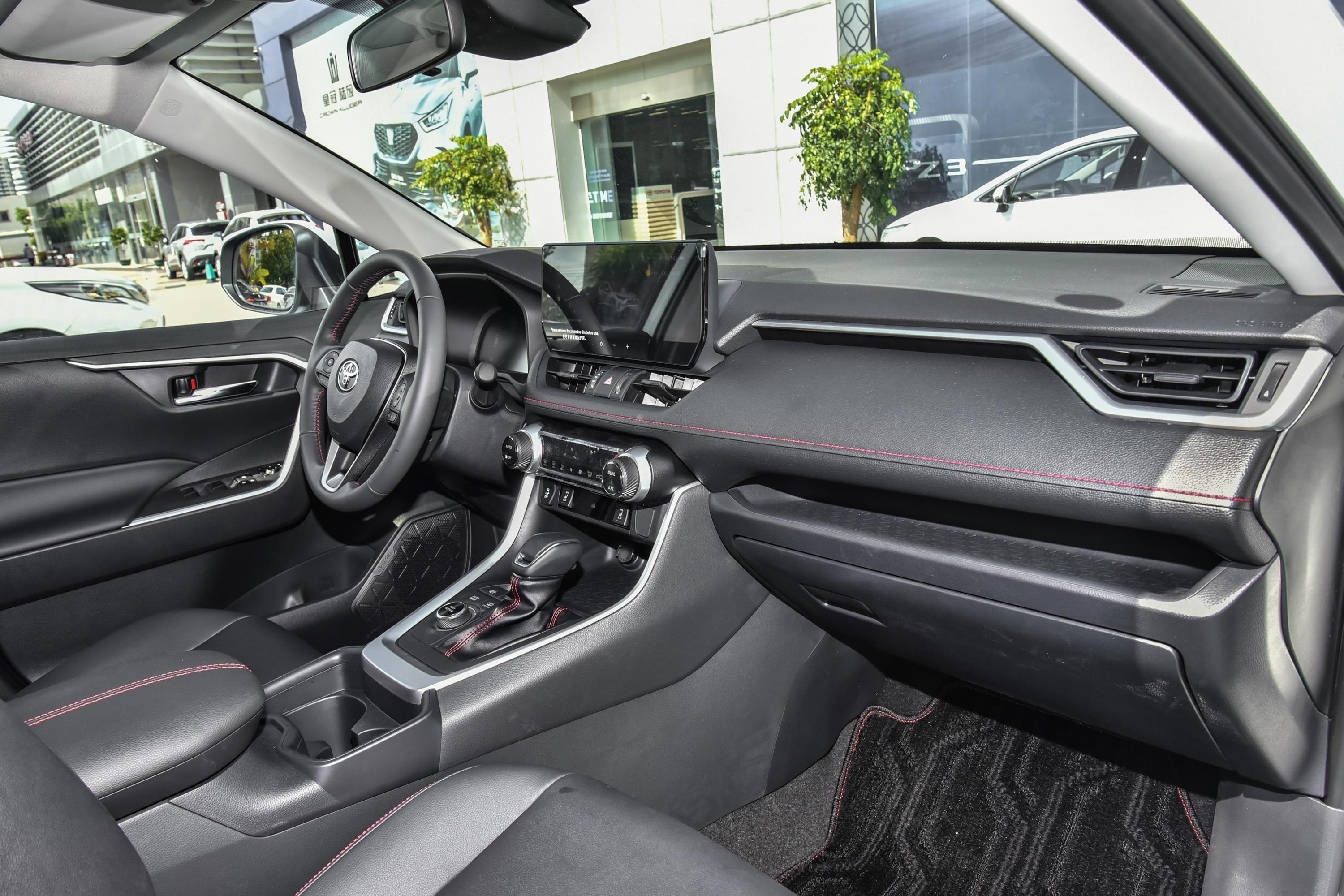 【RAV4荣放 双擎E+2.5L 两驱精英Pro版内饰全景副驾方向图片-汽车图片大全】-易车