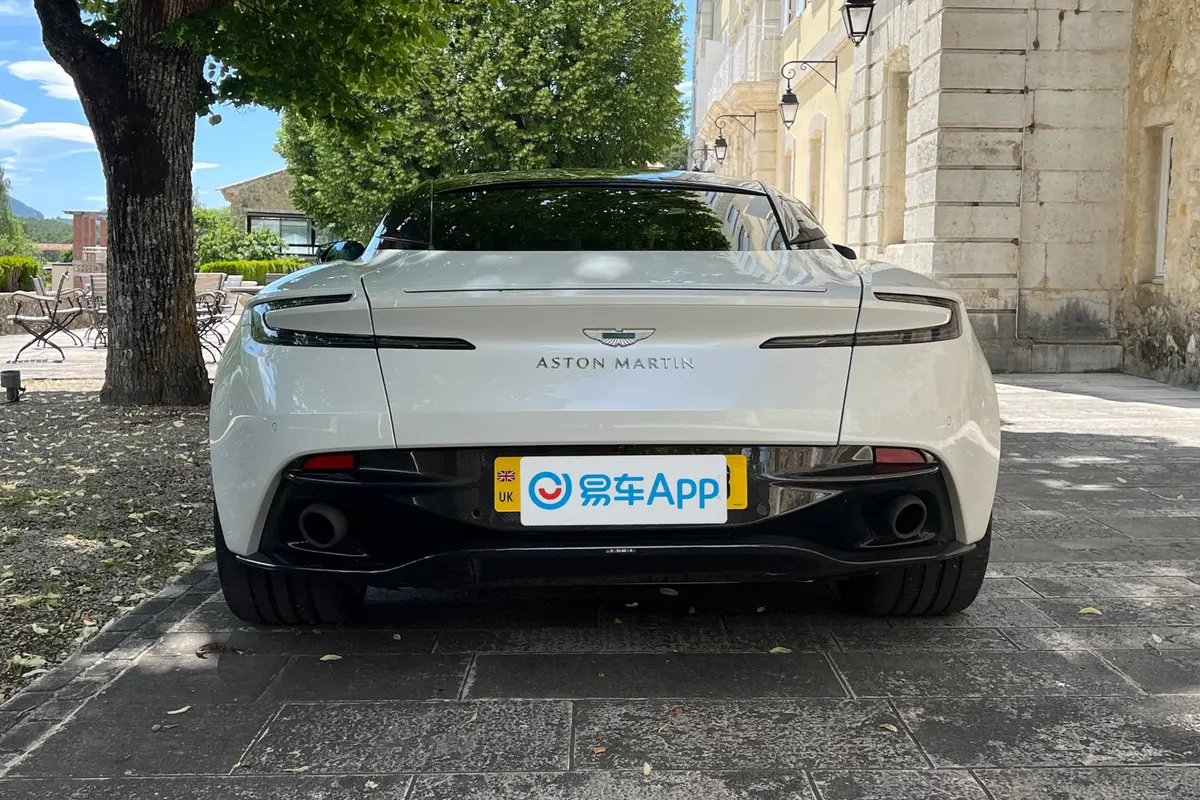 【阿斯顿·马丁DB124.0T V8正后水平图片-汽车图片大全】-易车