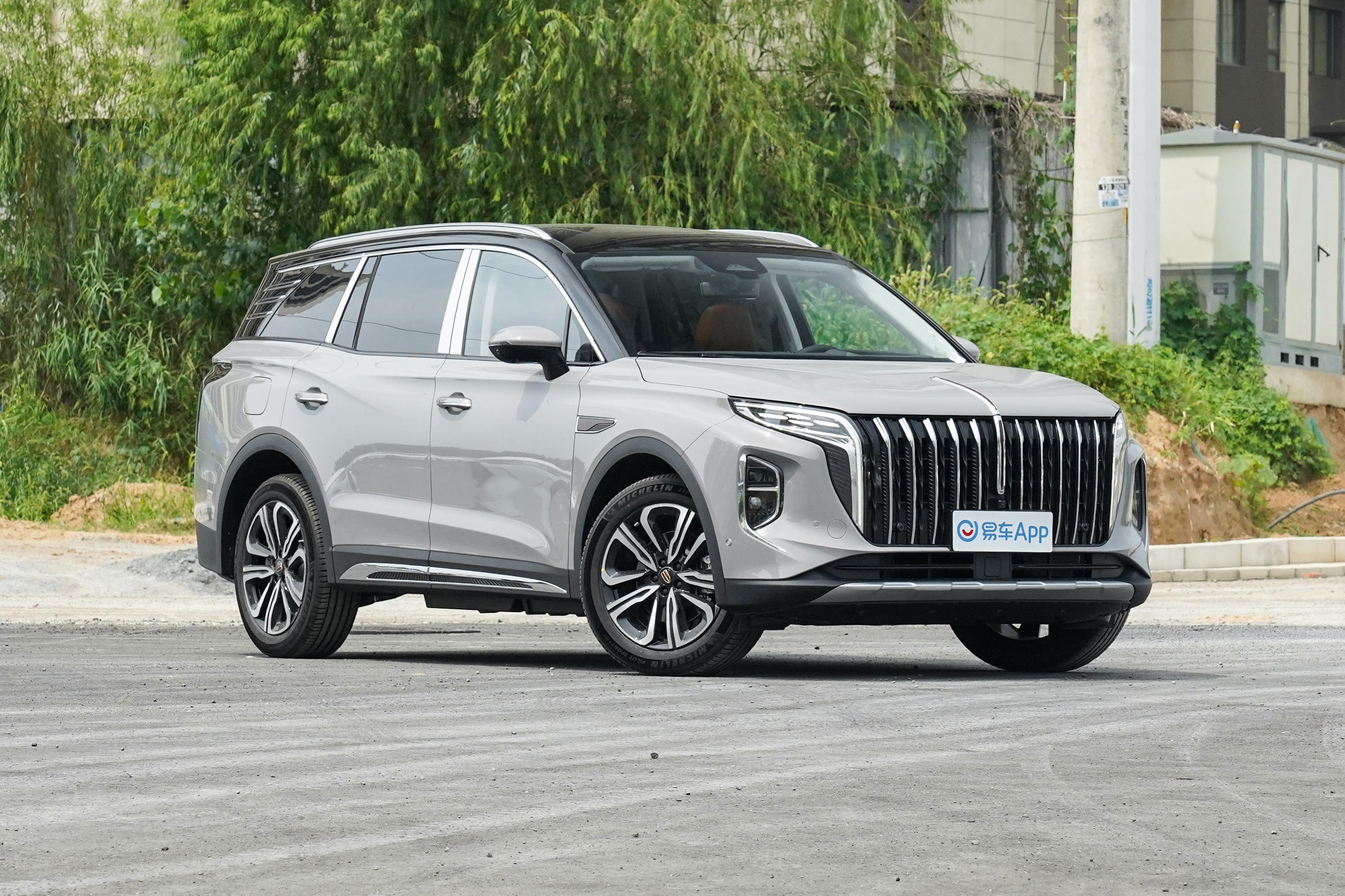 【红旗HS72.0T 四驱旗领版 7座侧前45度车头向右水平图片-汽车图片大全】-易车