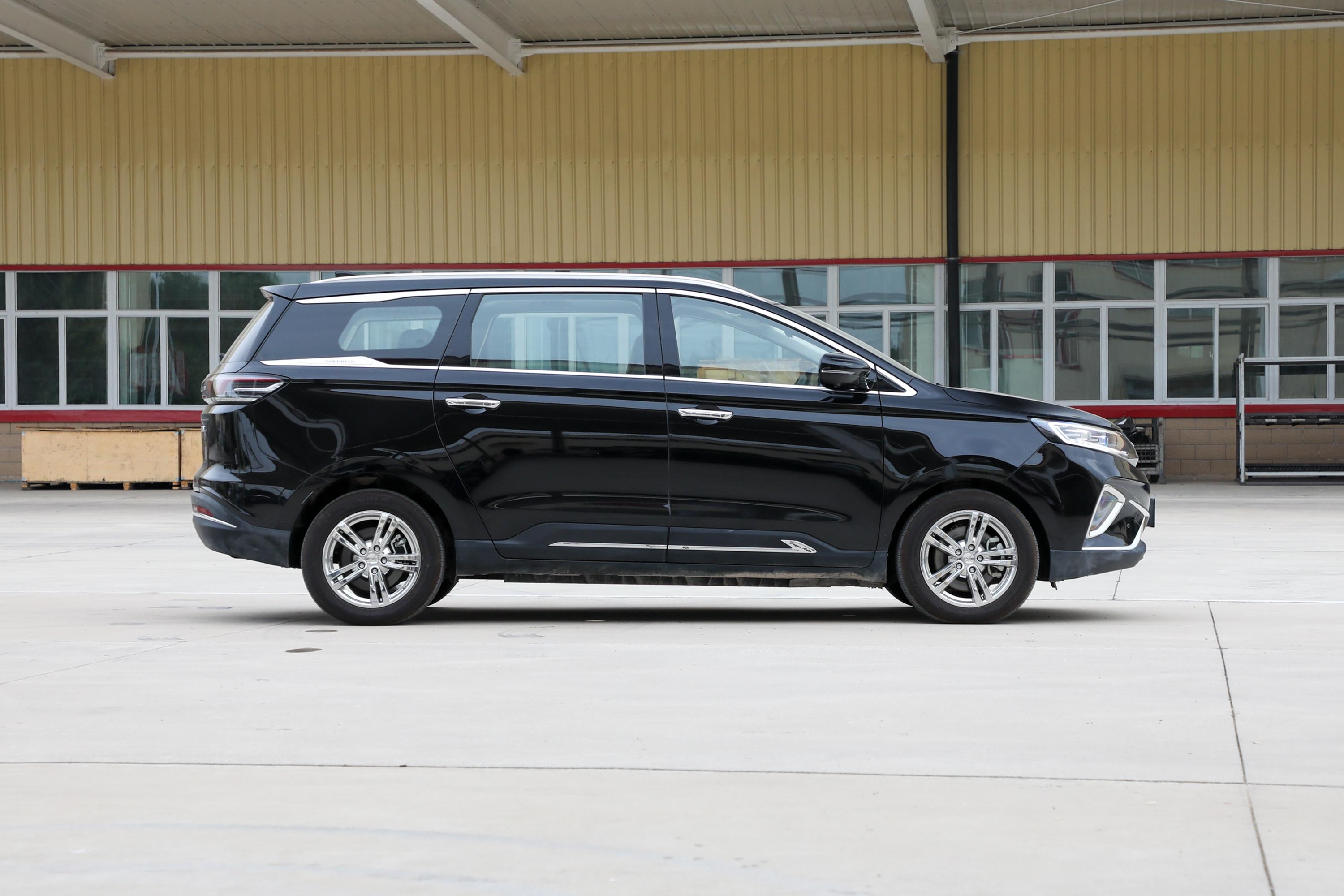 【远志M1改款 450km 头等舱 4座正侧车头向右水平图片-汽车图片大全】-易车