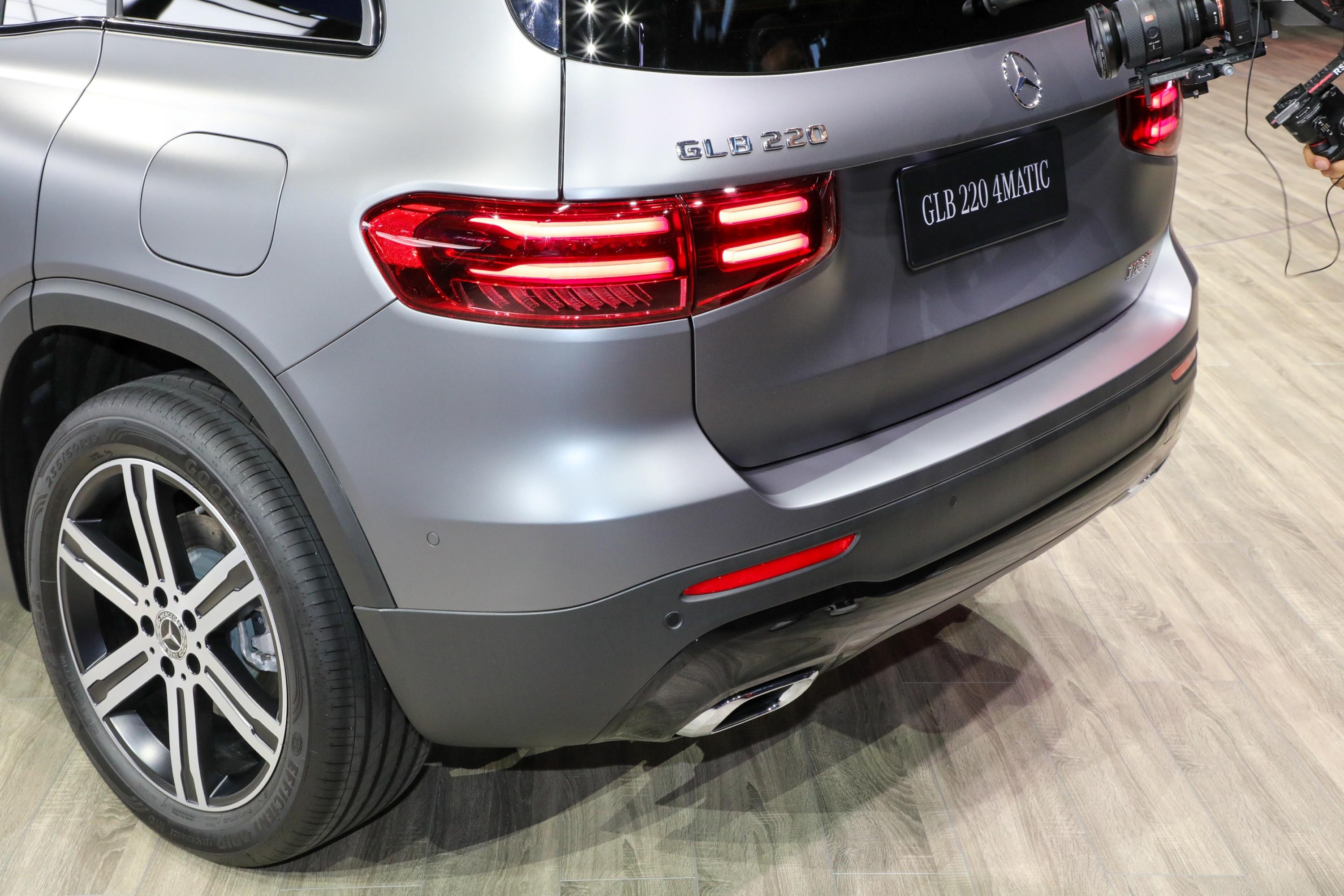 【奔驰GLBGLB 220 4MATIC 7座图片-汽车图片大全】-易车