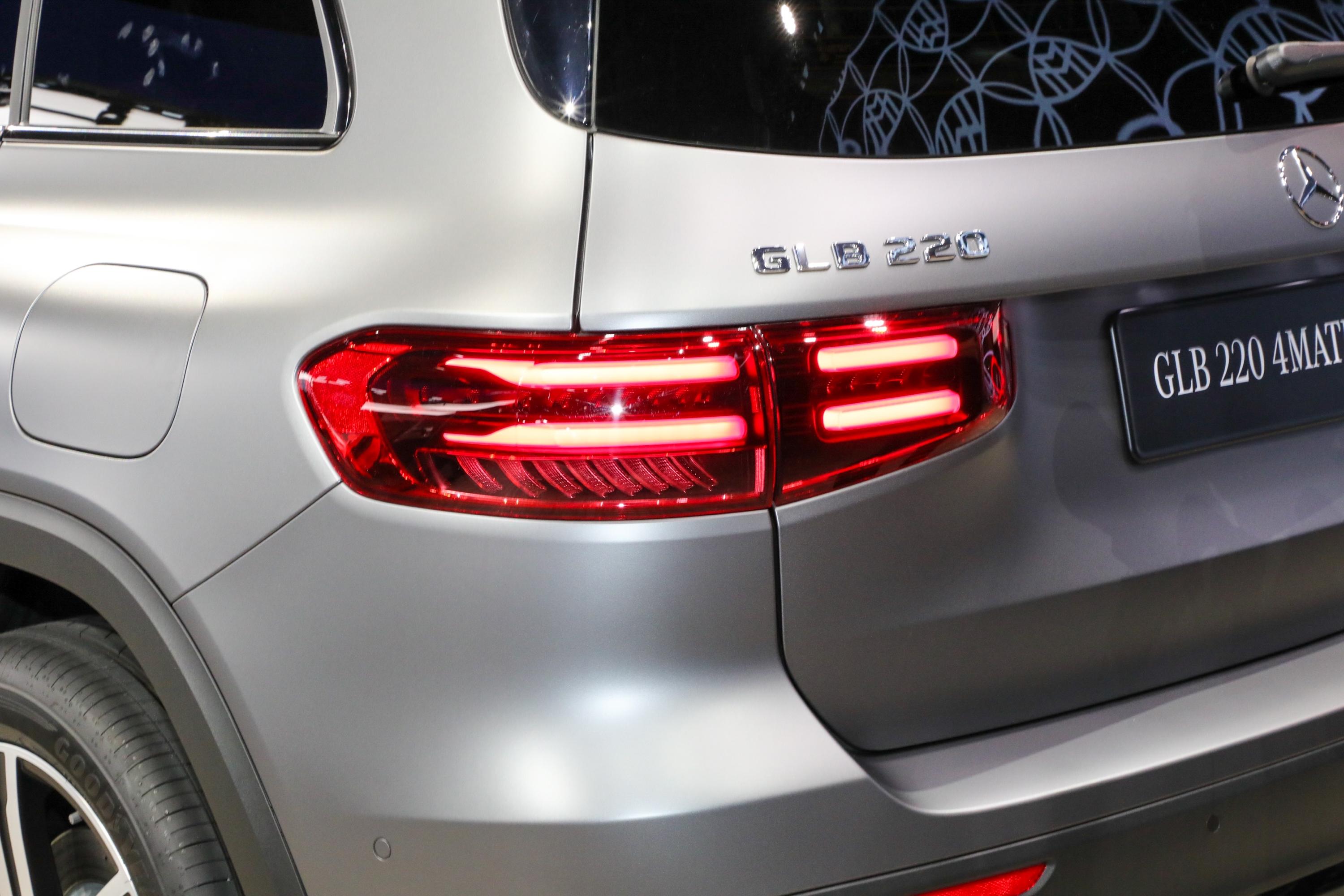 【奔驰GLBGLB 220 4MATIC 7座图片-汽车图片大全】-易车