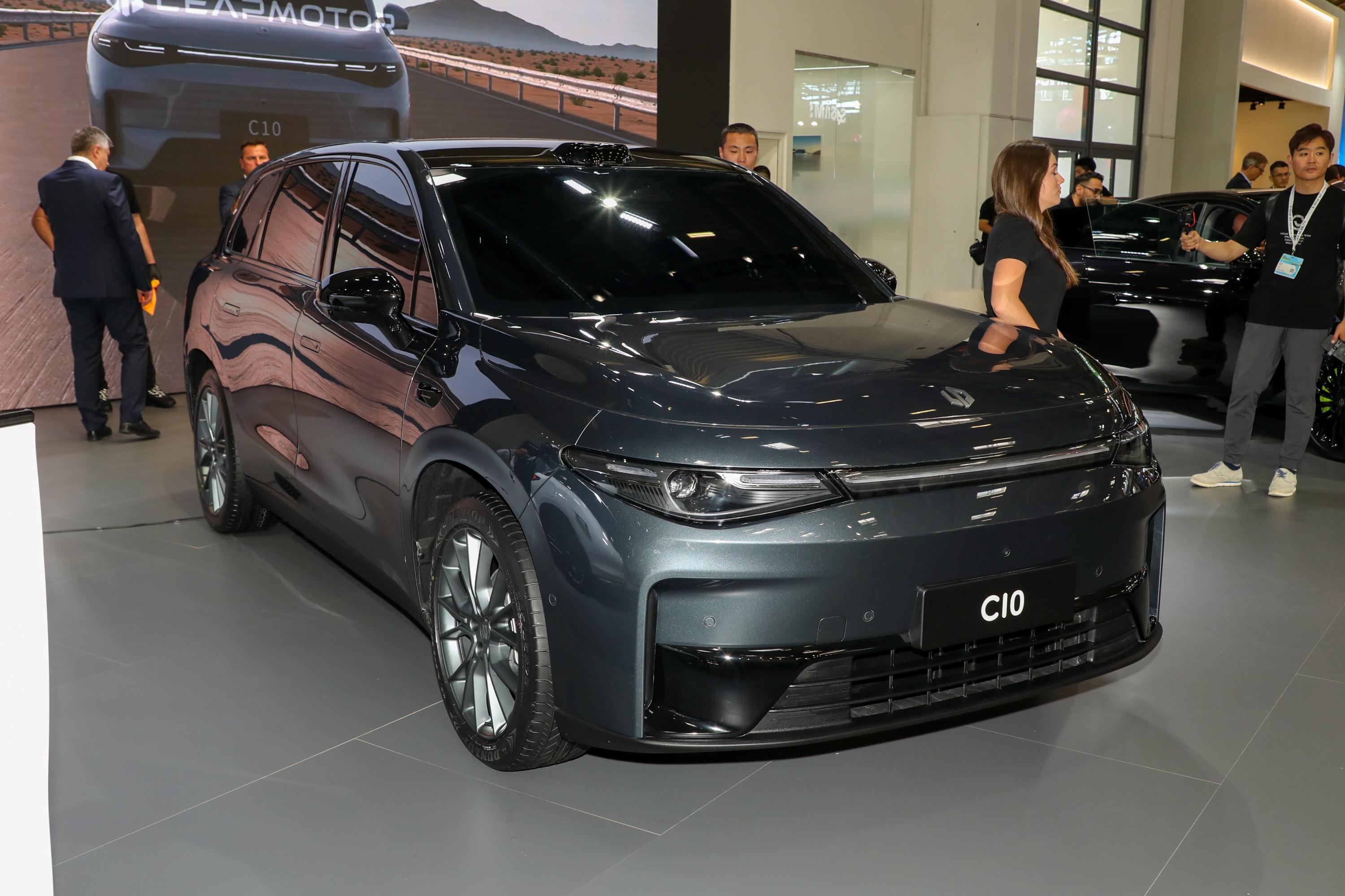 【零跑C10纯电版 530km 530智驾版图片-汽车图片大全】-易车