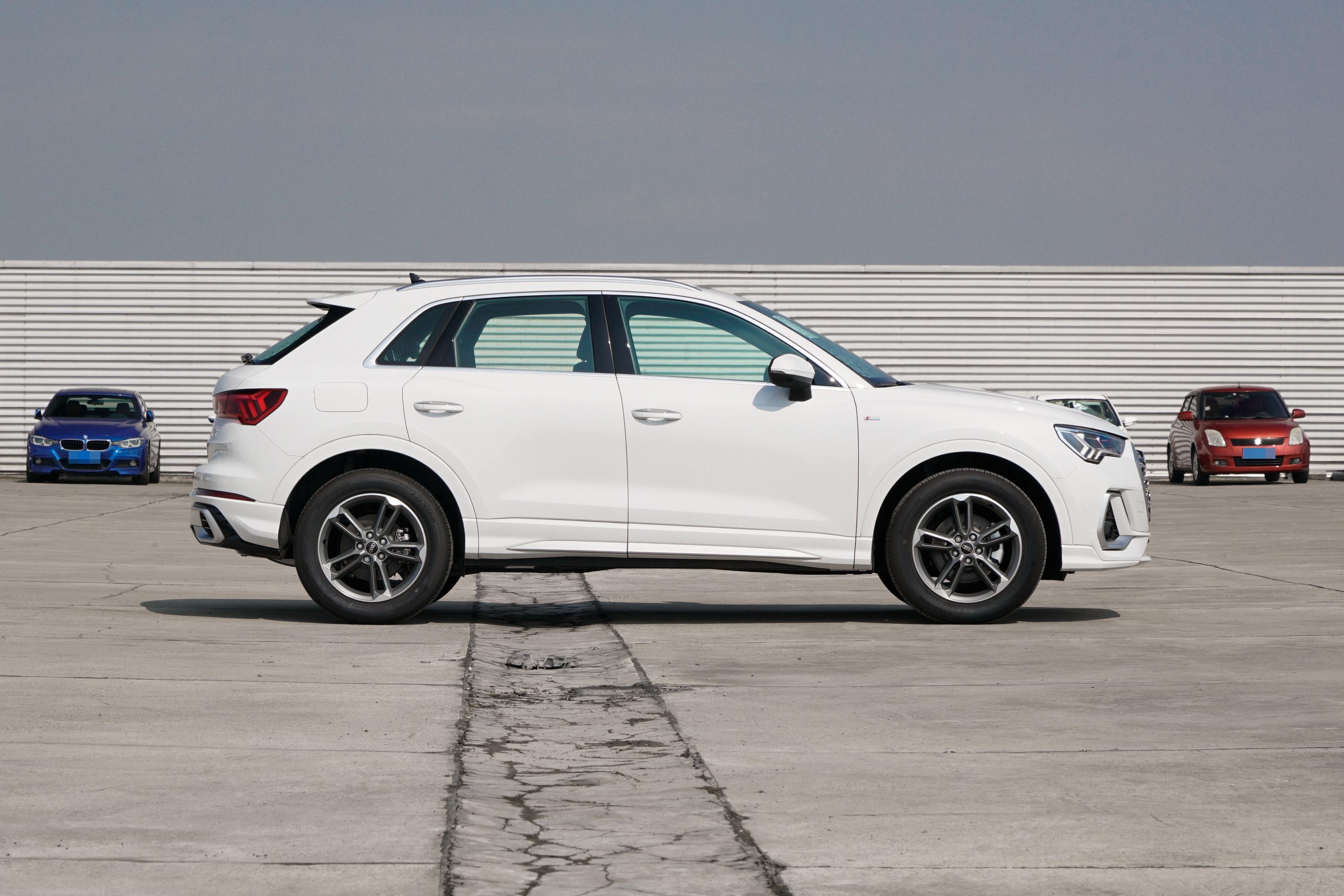 【奥迪Q335 TFSI 进取动感型正侧车头向右水平图片-汽车图片大全】-易车