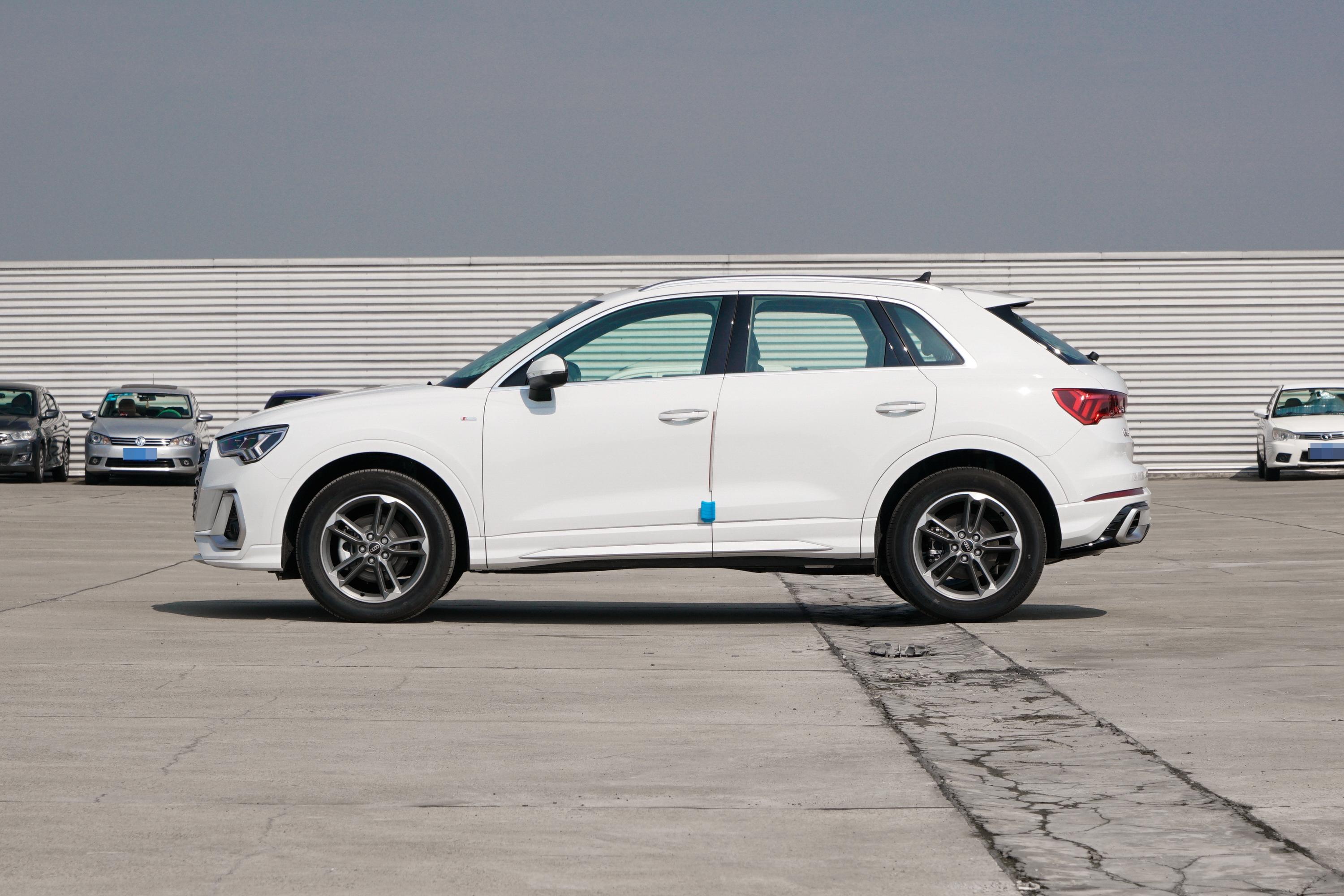 【奥迪Q335 TFSI 进取动感型正侧车头向左水平图片-汽车图片大全】-易车