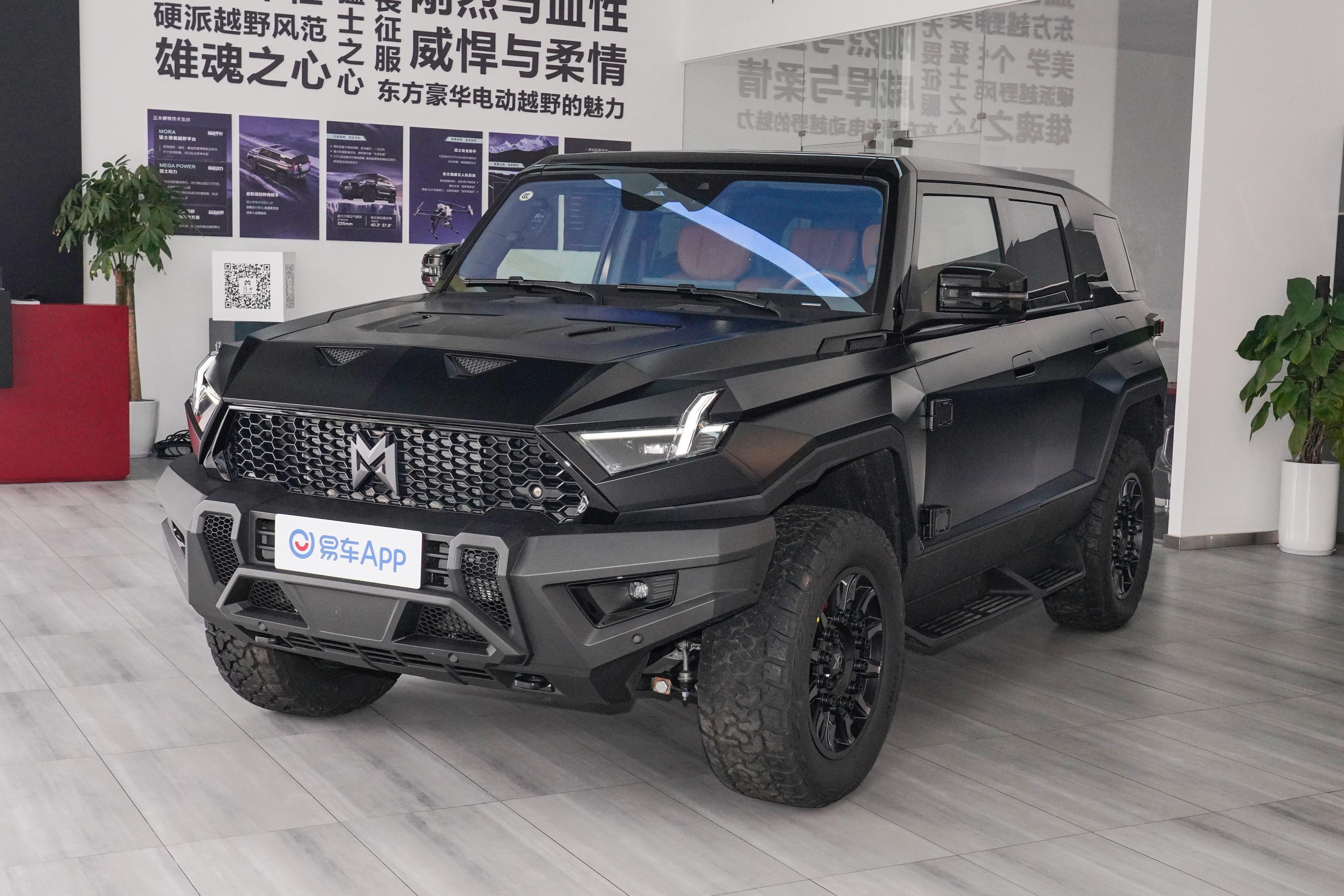 【猛士917增程版 200km侧前45度车头向左水平图片-汽车图片大全】-易车