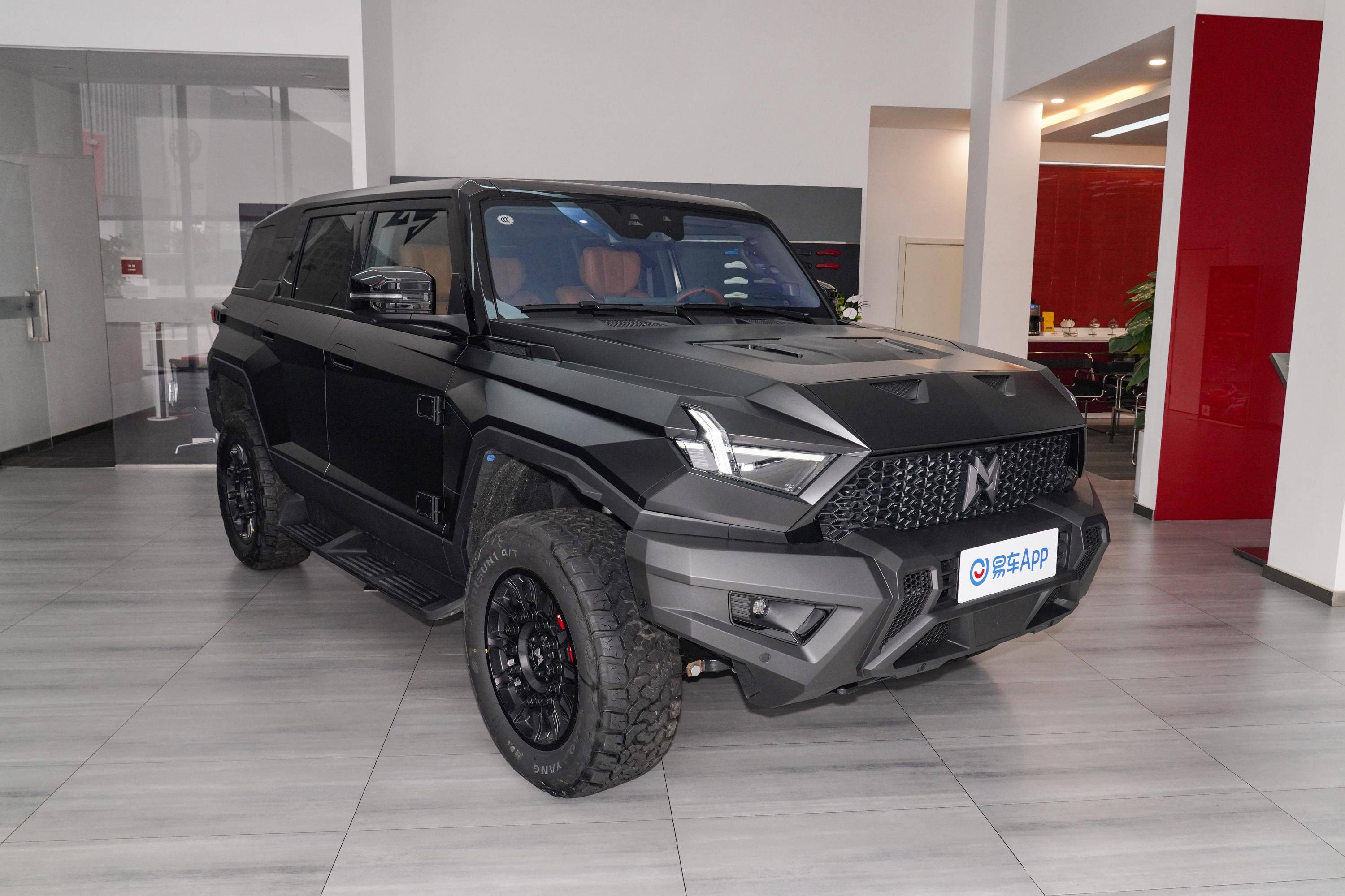 【猛士917增程版 200km侧前45度车头向右水平图片-汽车图片大全】-易车