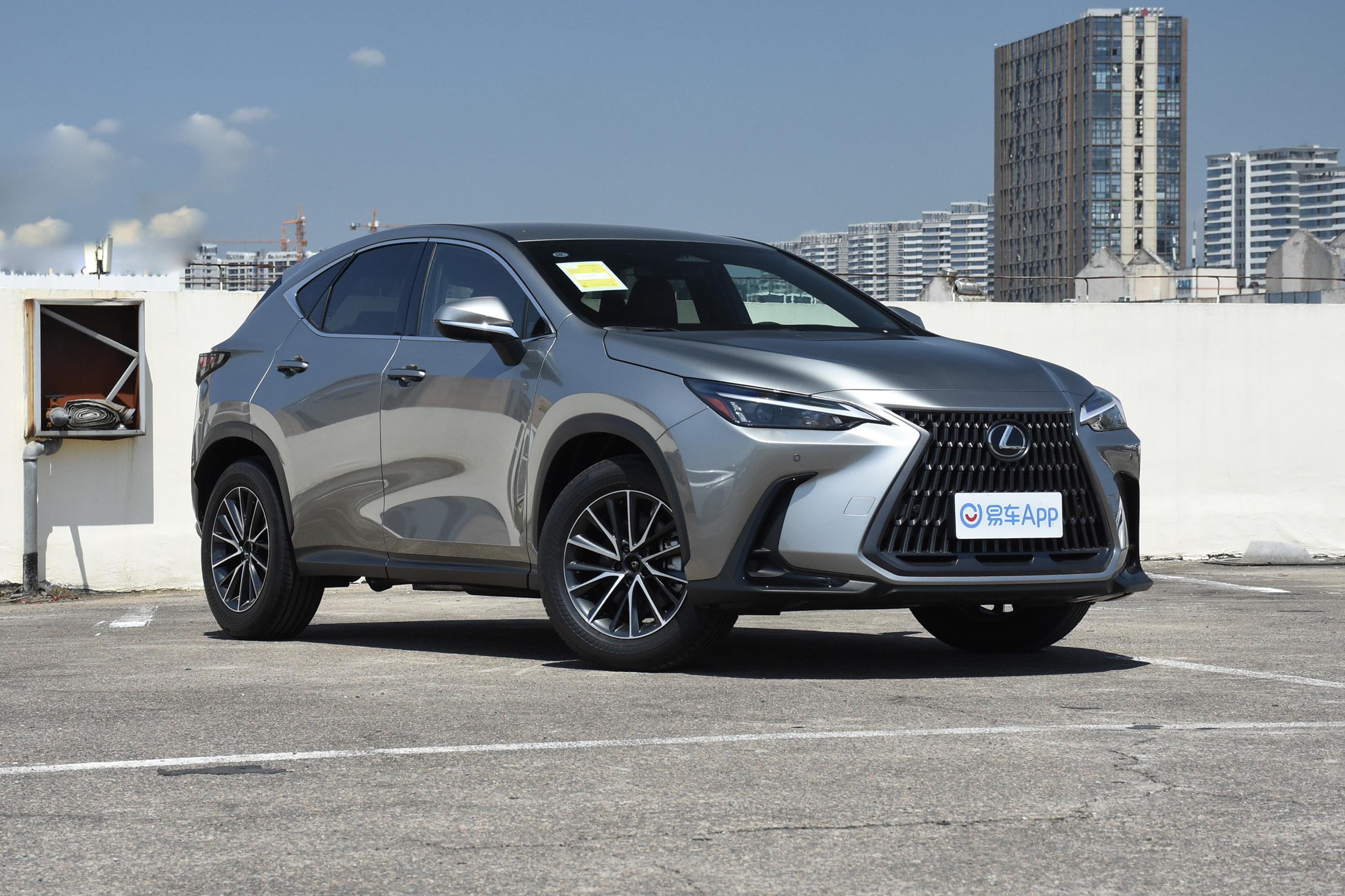 【雷克萨斯NX350h 两驱创驰版侧前45度车头向右水平图片-汽车图片大全】-易车