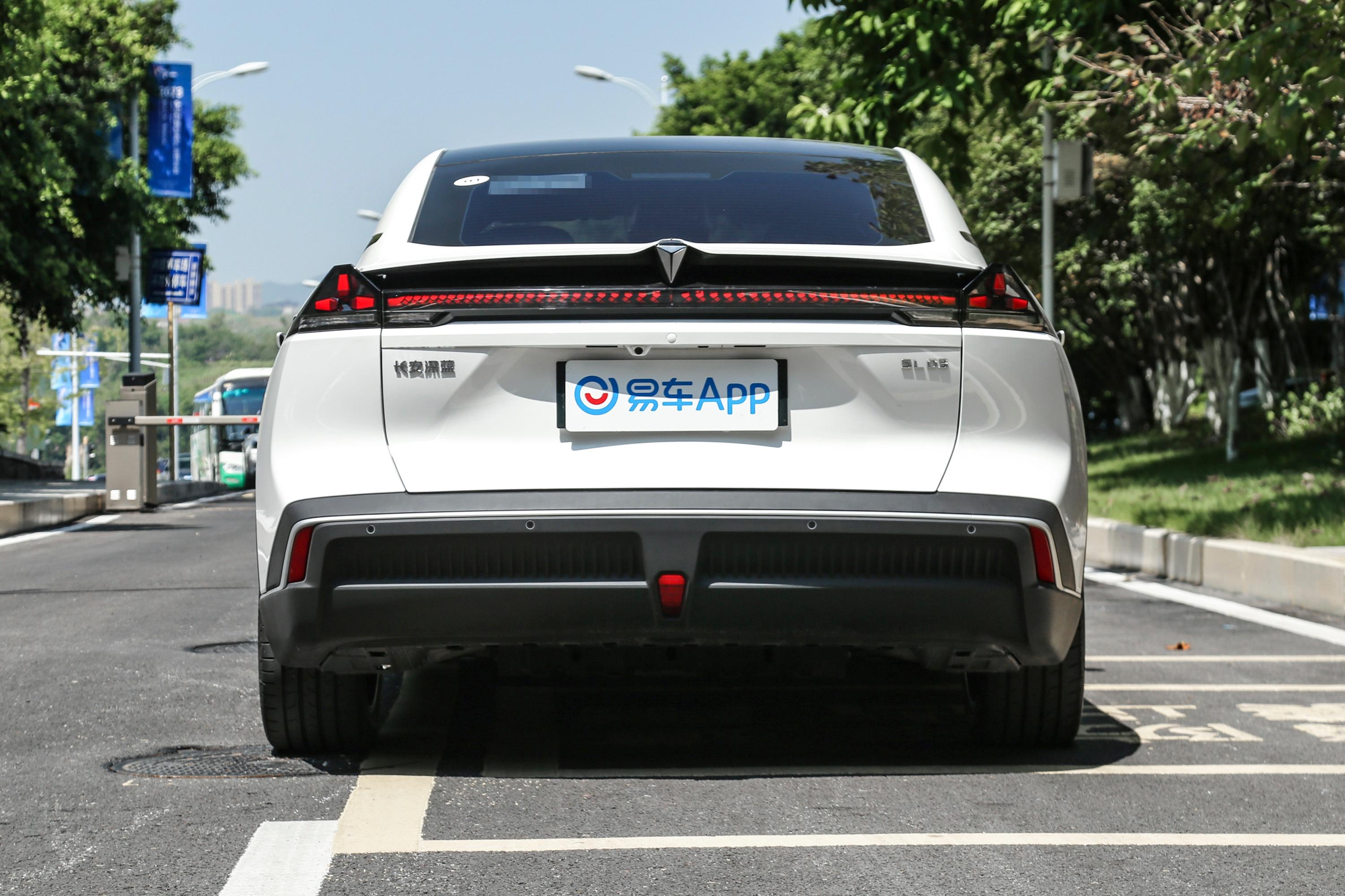 【深蓝SL03纯电版 515km Max正后水平图片-汽车图片大全】-易车