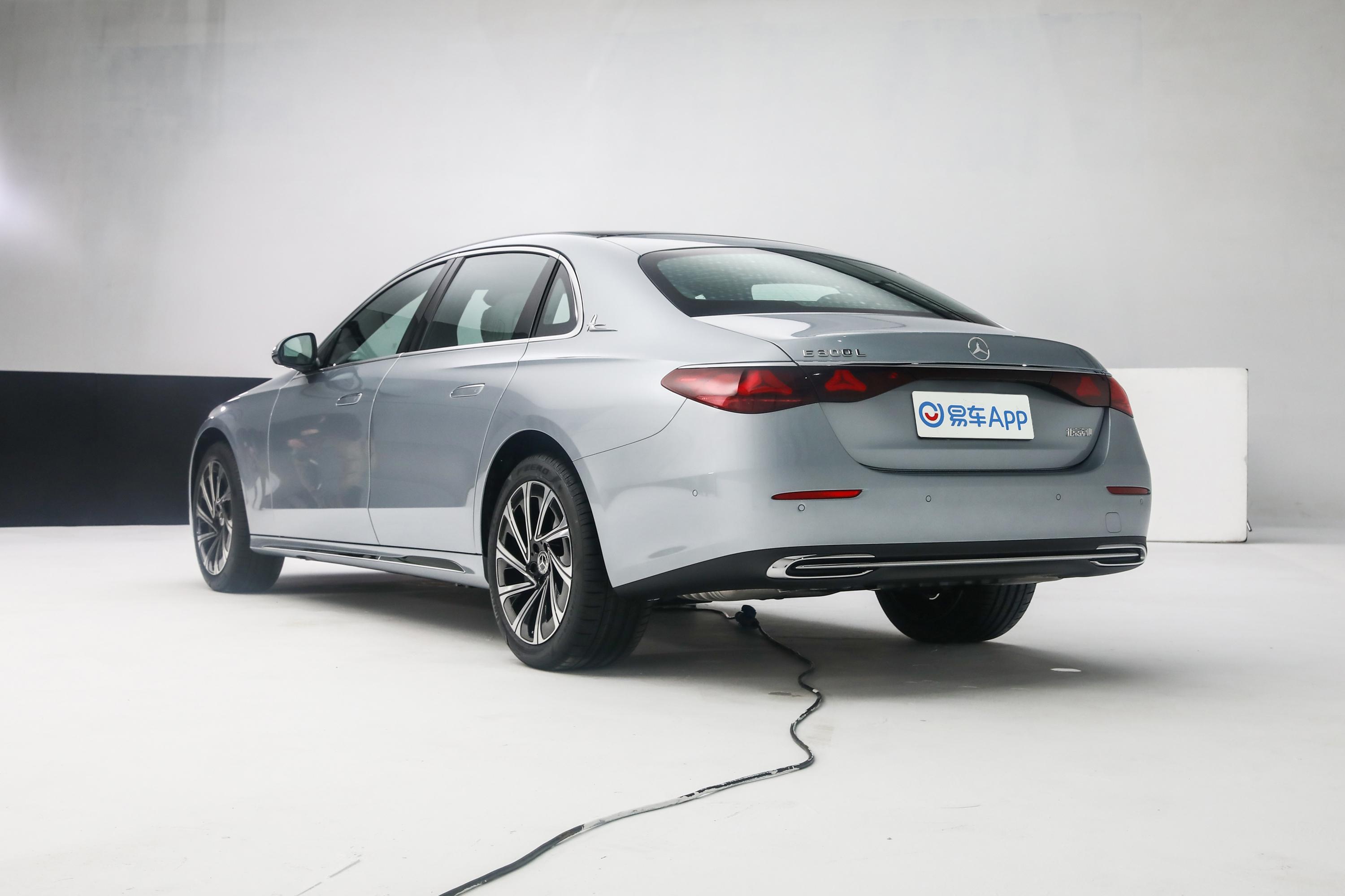 【奔驰E级E 300 L 豪华型外观图片-汽车图片大全】-易车