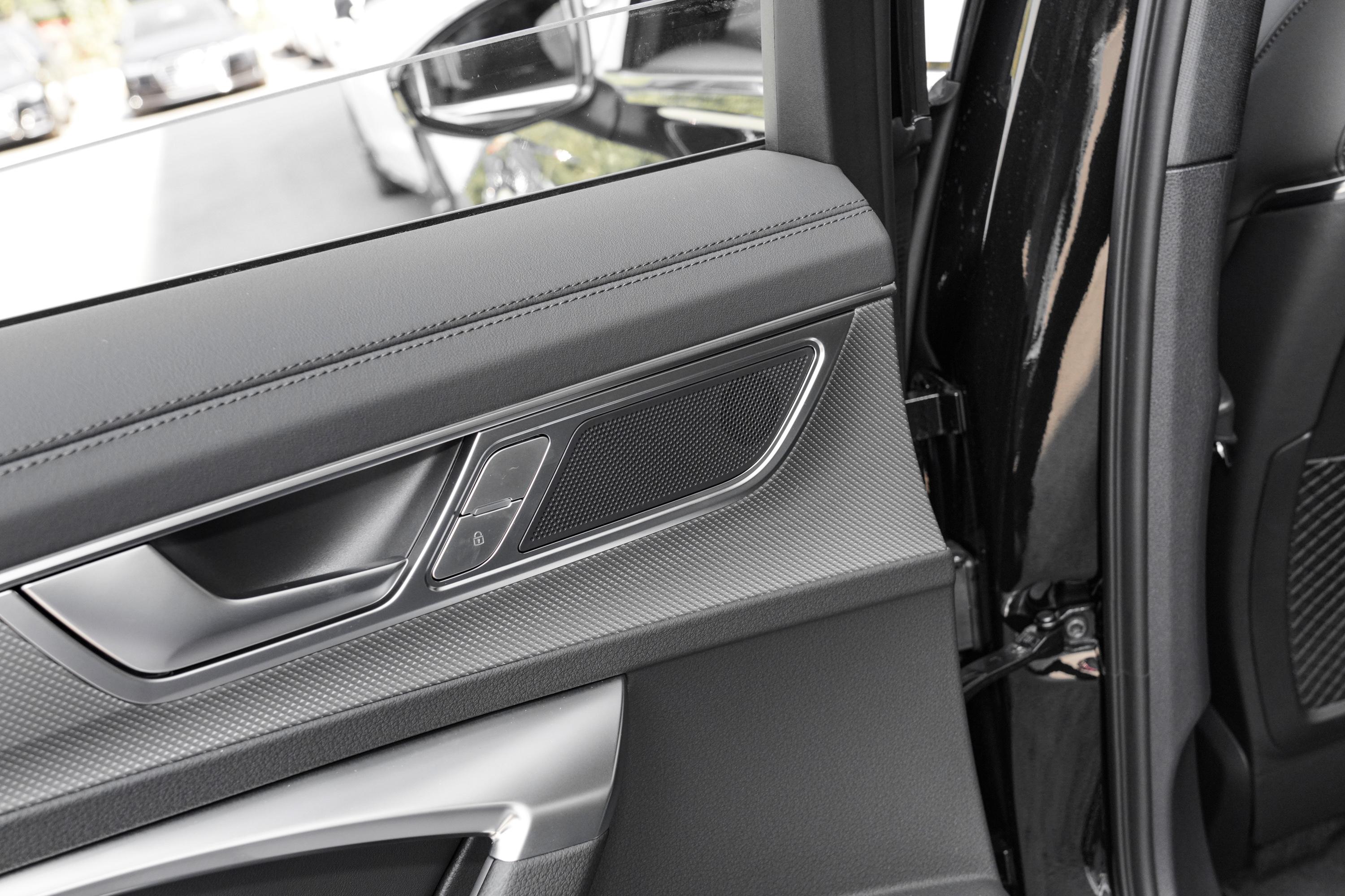 【奥迪A6L40 TFSI 豪华动感型后排功能图片-汽车图片大全】-易车