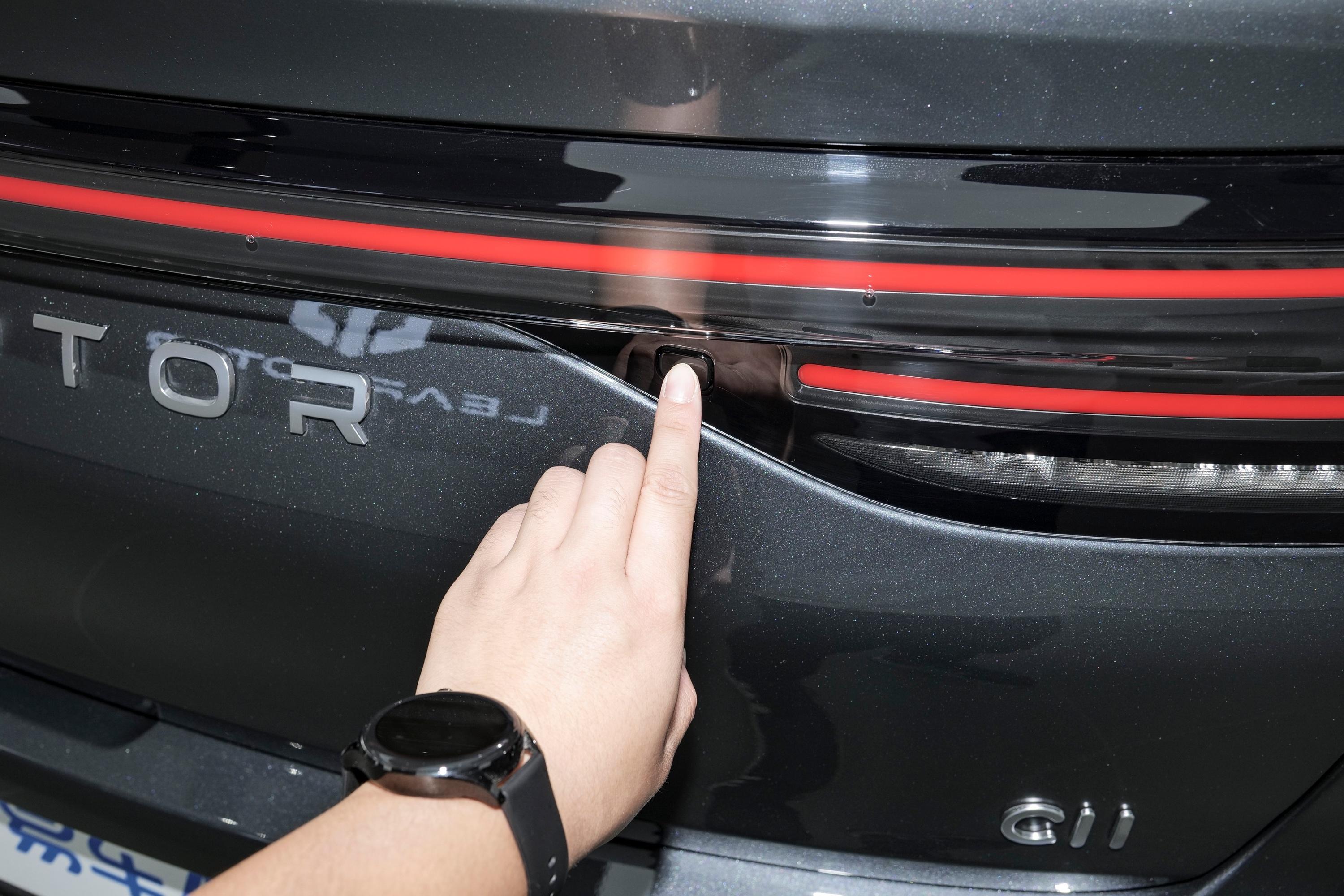 【零跑C11 增程版200km 200舒享版后备厢图片-汽车图片大全】-易车