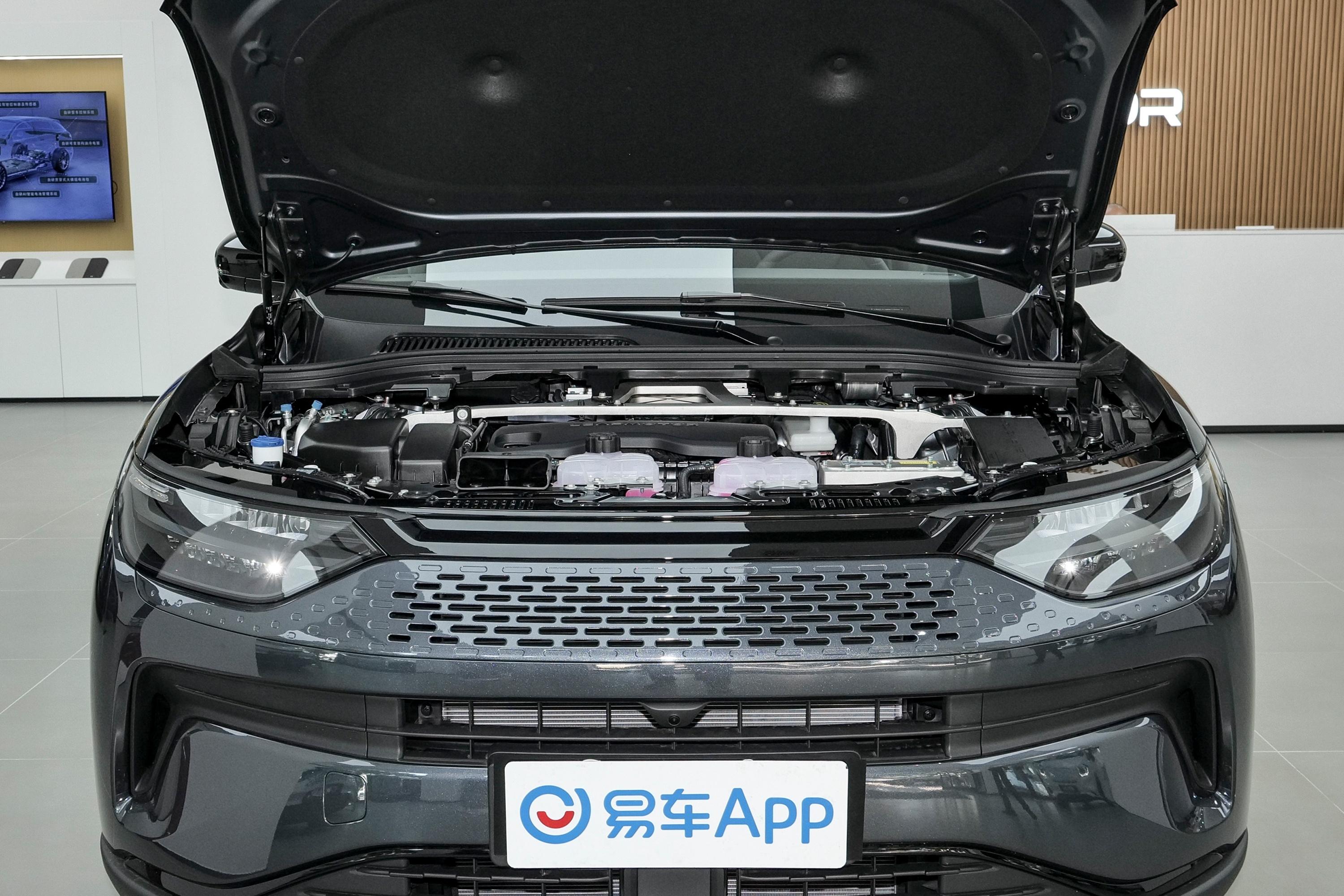 【零跑C11 增程版200km 200舒享版发动机舱整体图片-汽车图片大全】-易车