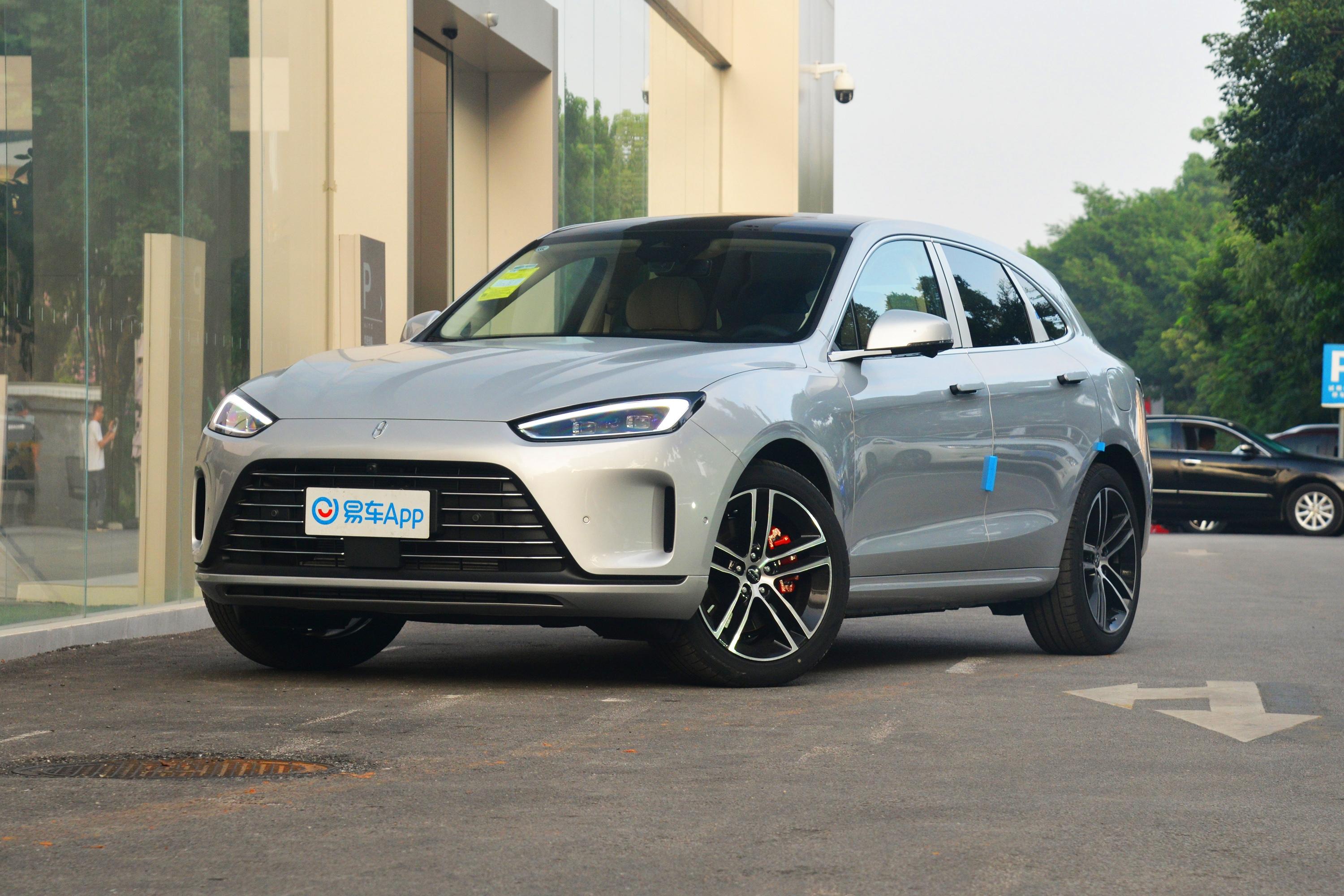 【问界M5增程版 235km 四驱标准版侧前45度车头向左水平图片-汽车图片大全】-易车