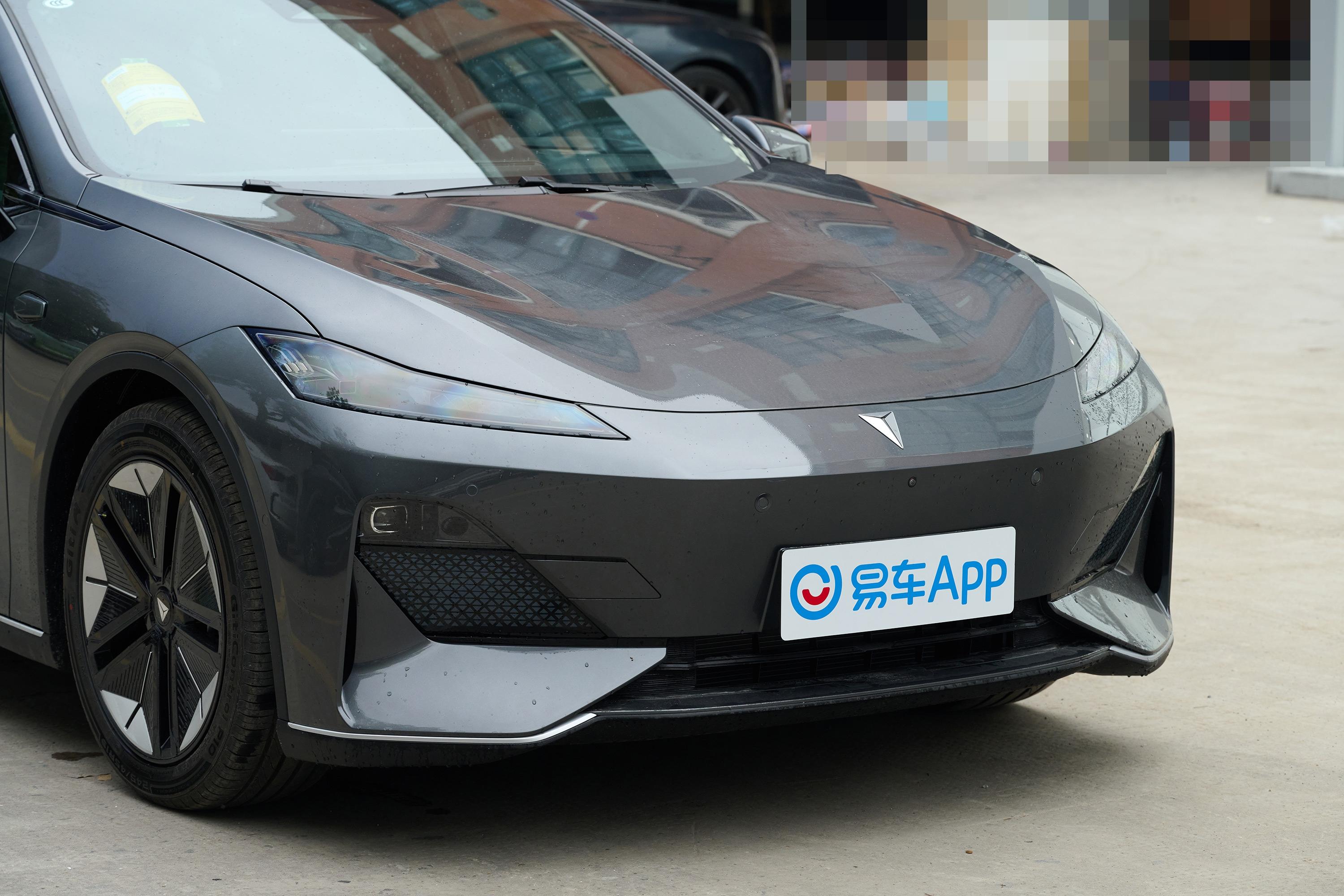 【深蓝SL03纯电版 SL03i 515km Max前格栅侧俯拍图片-汽车图片大全】-易车