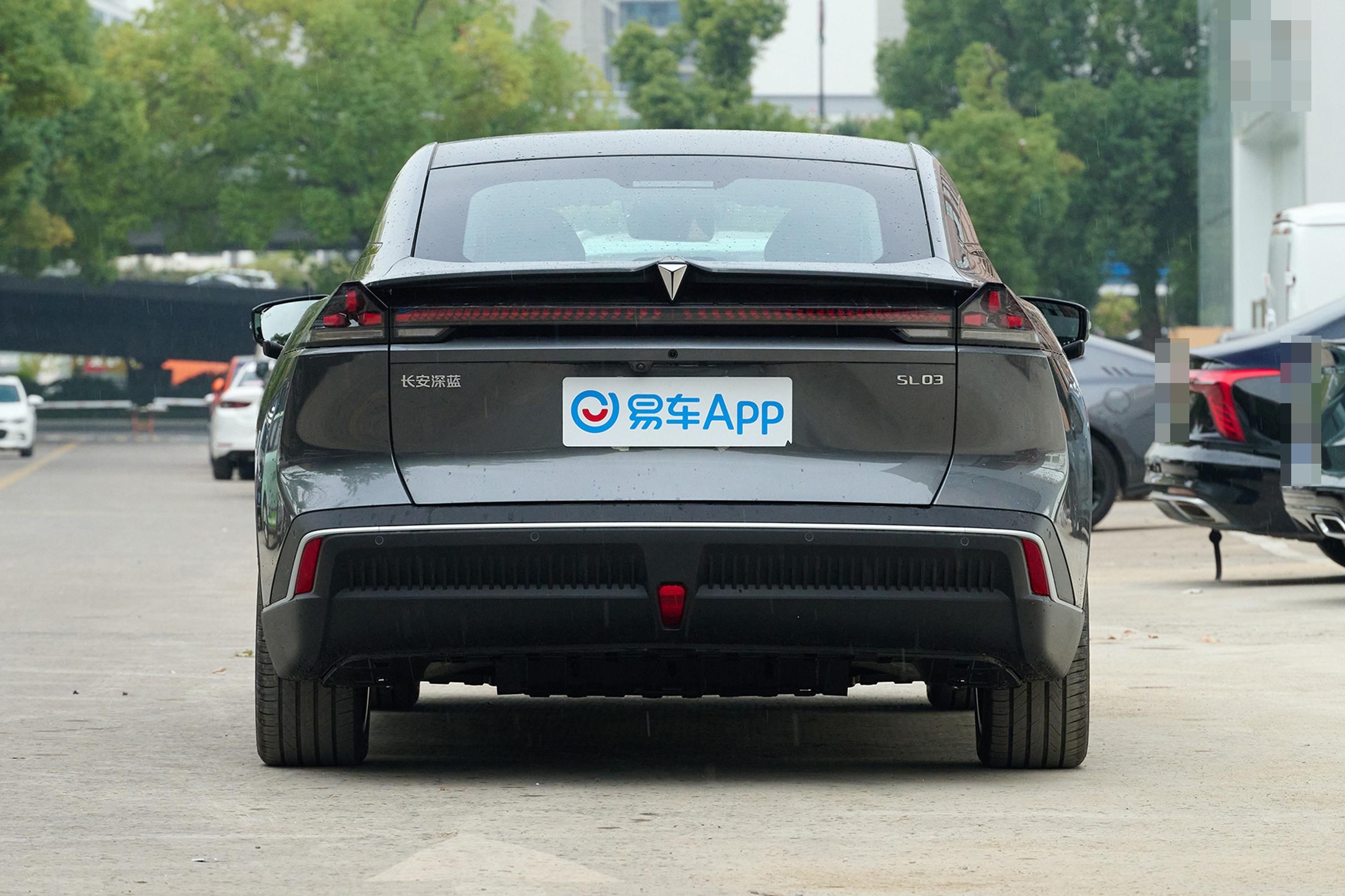 【深蓝SL03纯电版 SL03i 515km Max正后水平图片-汽车图片大全】-易车