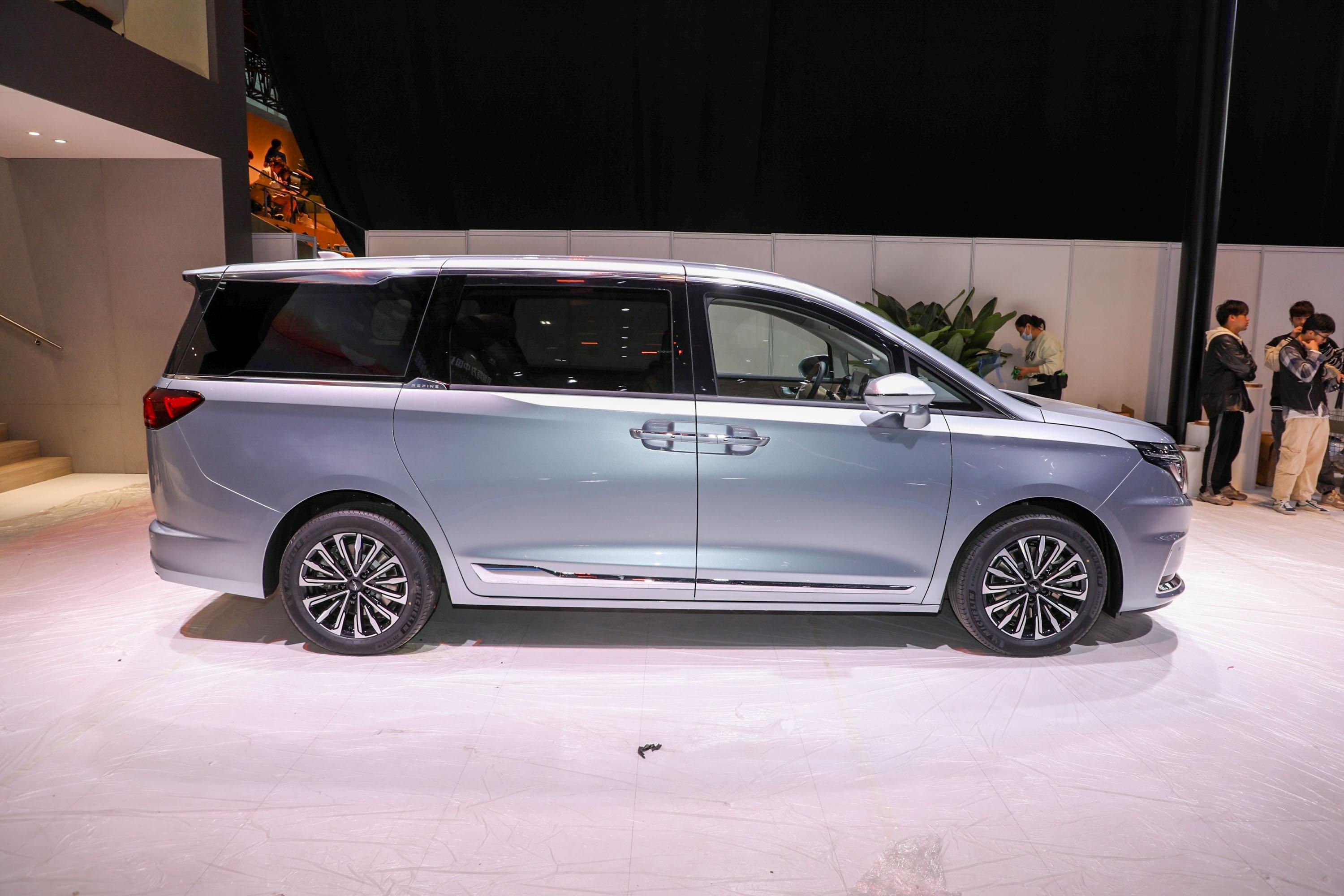 【瑞风RF8鸿蒙版 2.0T 旗舰型外观图片-汽车图片大全】-易车