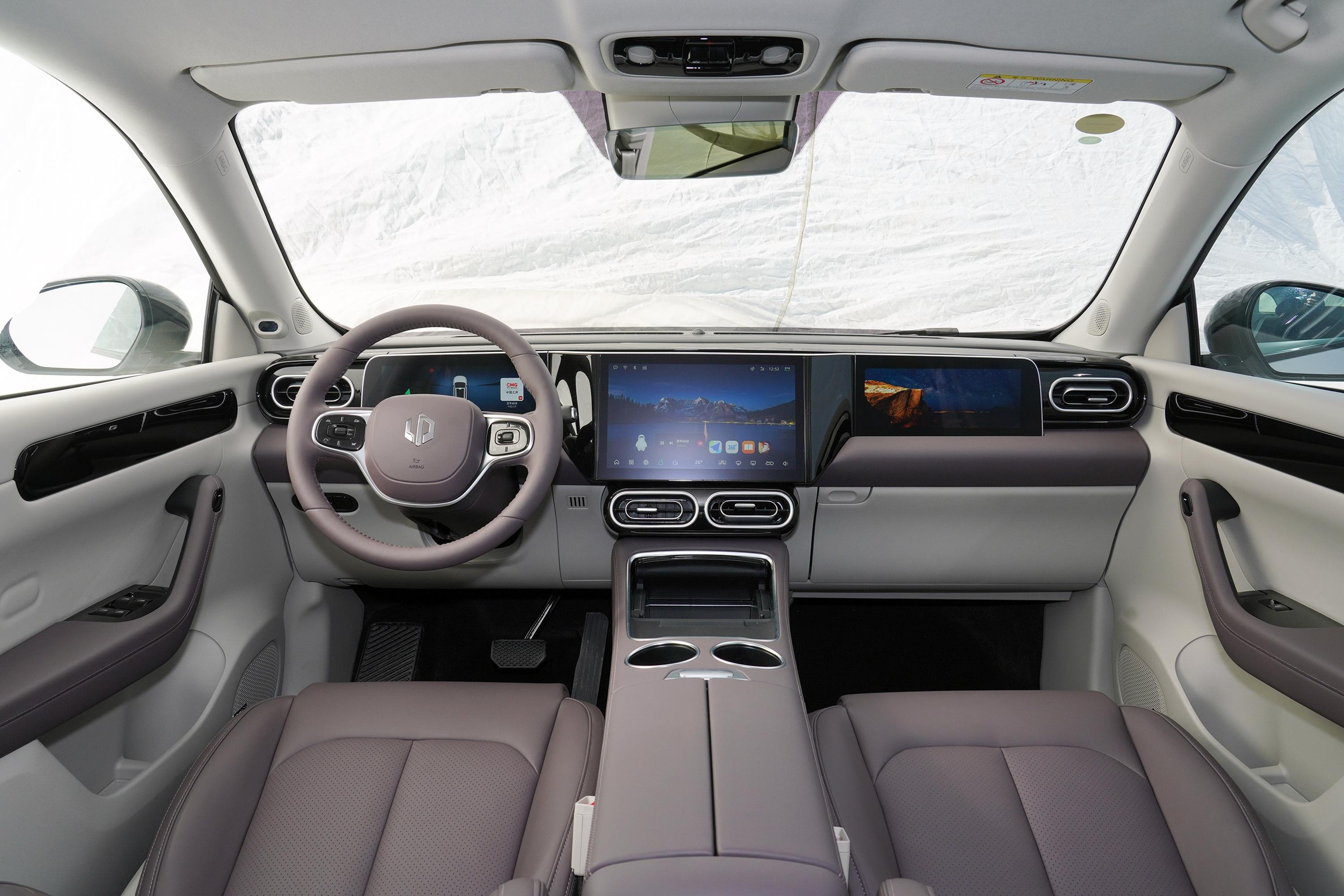 【零跑C11 增程版300km 300舒享版内饰全景正拍图片-汽车图片大全】-易车