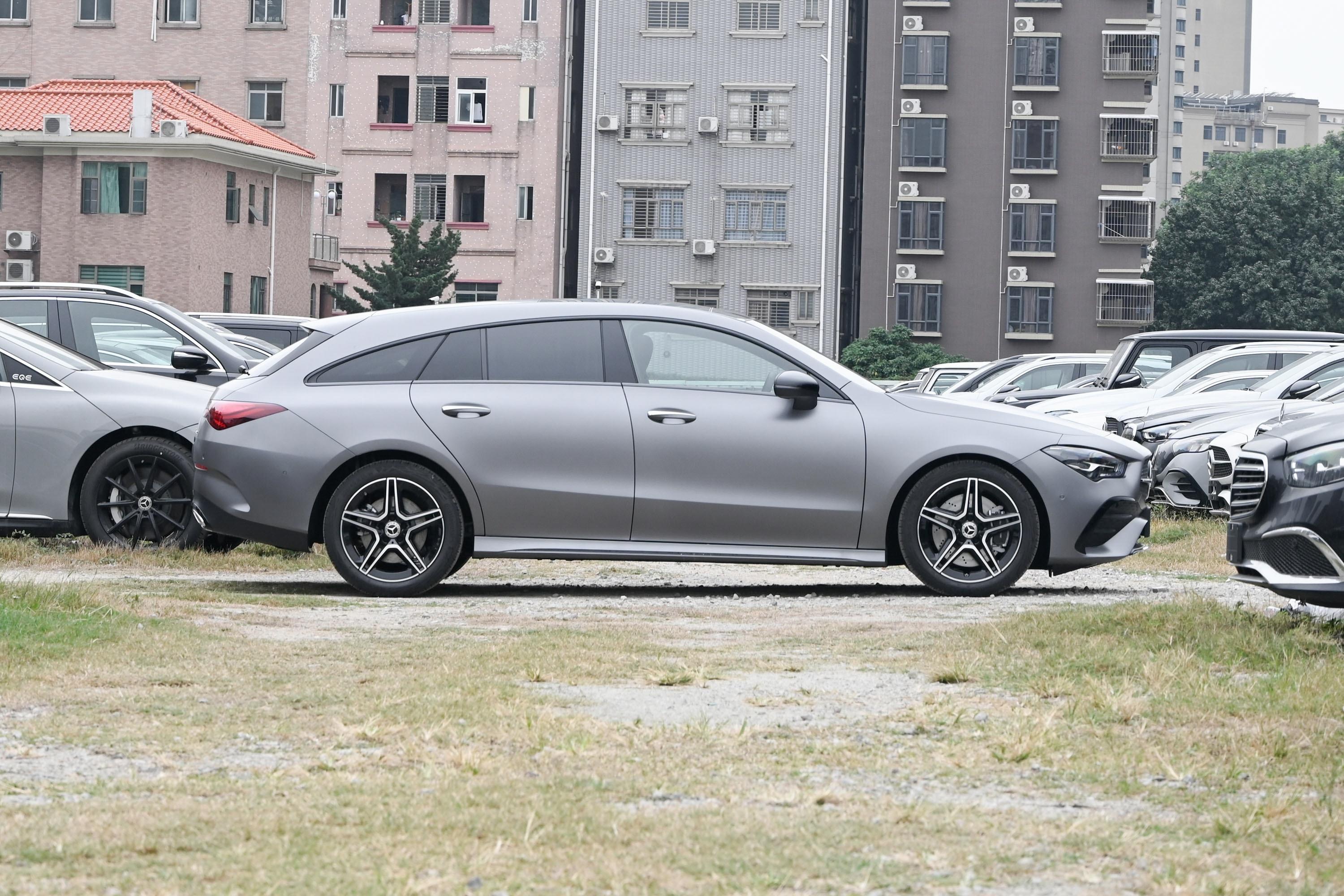 【奔驰CLA级CLA 260 4MATIC 五门猎跑车正侧车头向右水平图片-汽车图片大全】-易车