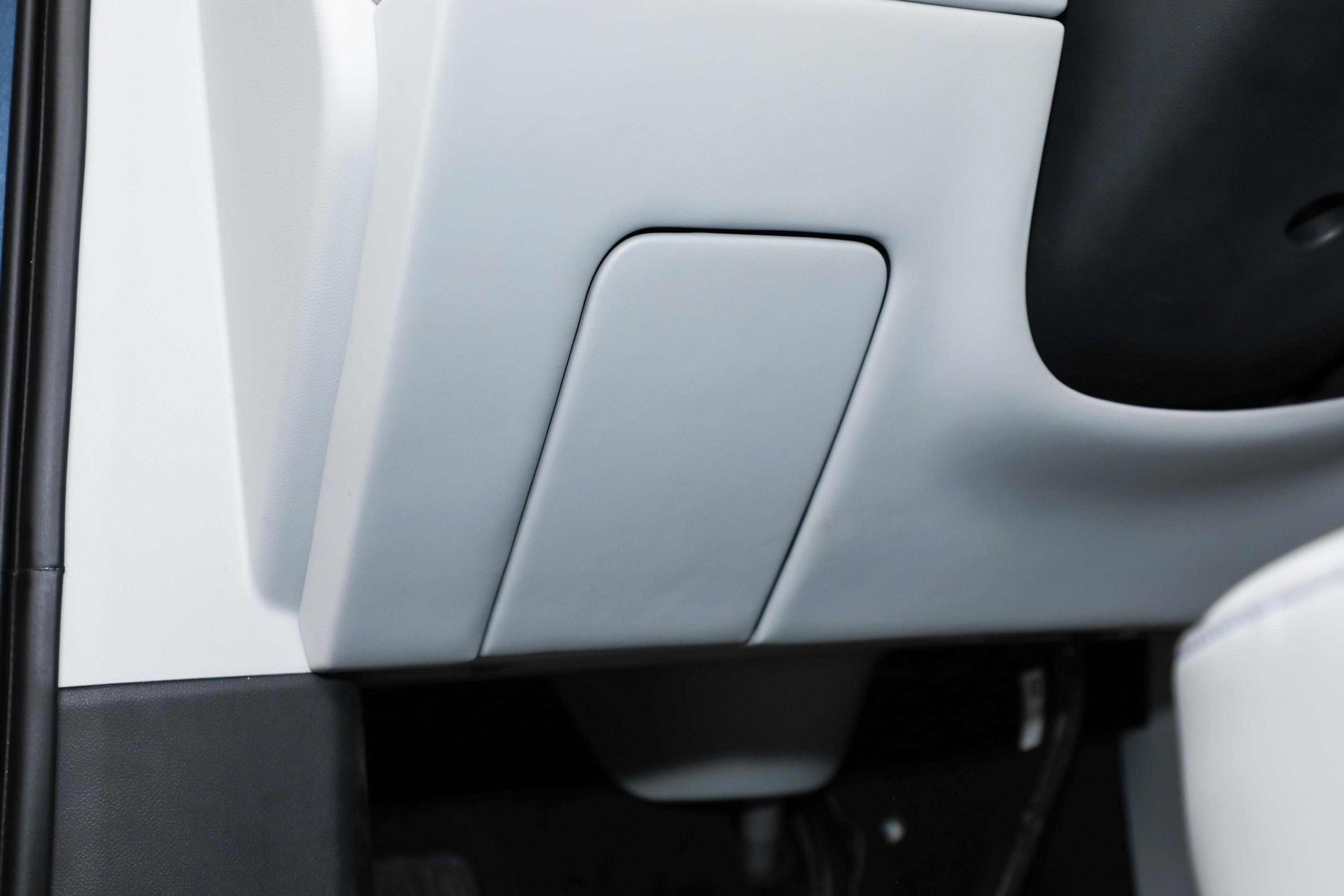 【问界M9纯电版 630km Ultra 6座主驾驶位图片-汽车图片大全】-易车