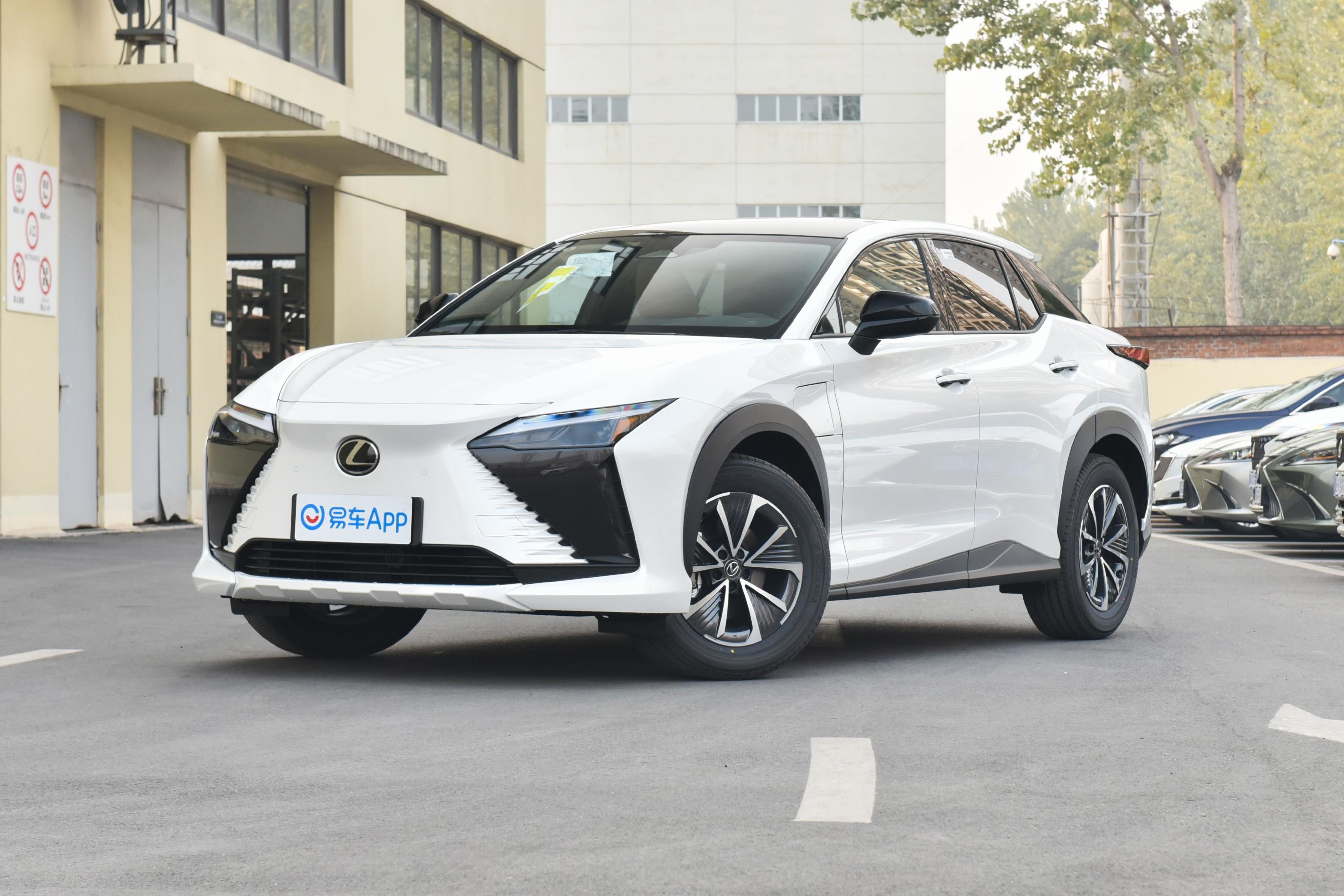 【雷克萨斯RZ300e 长续航纵享版侧前45度车头向左水平图片-汽车图片大全】-易车