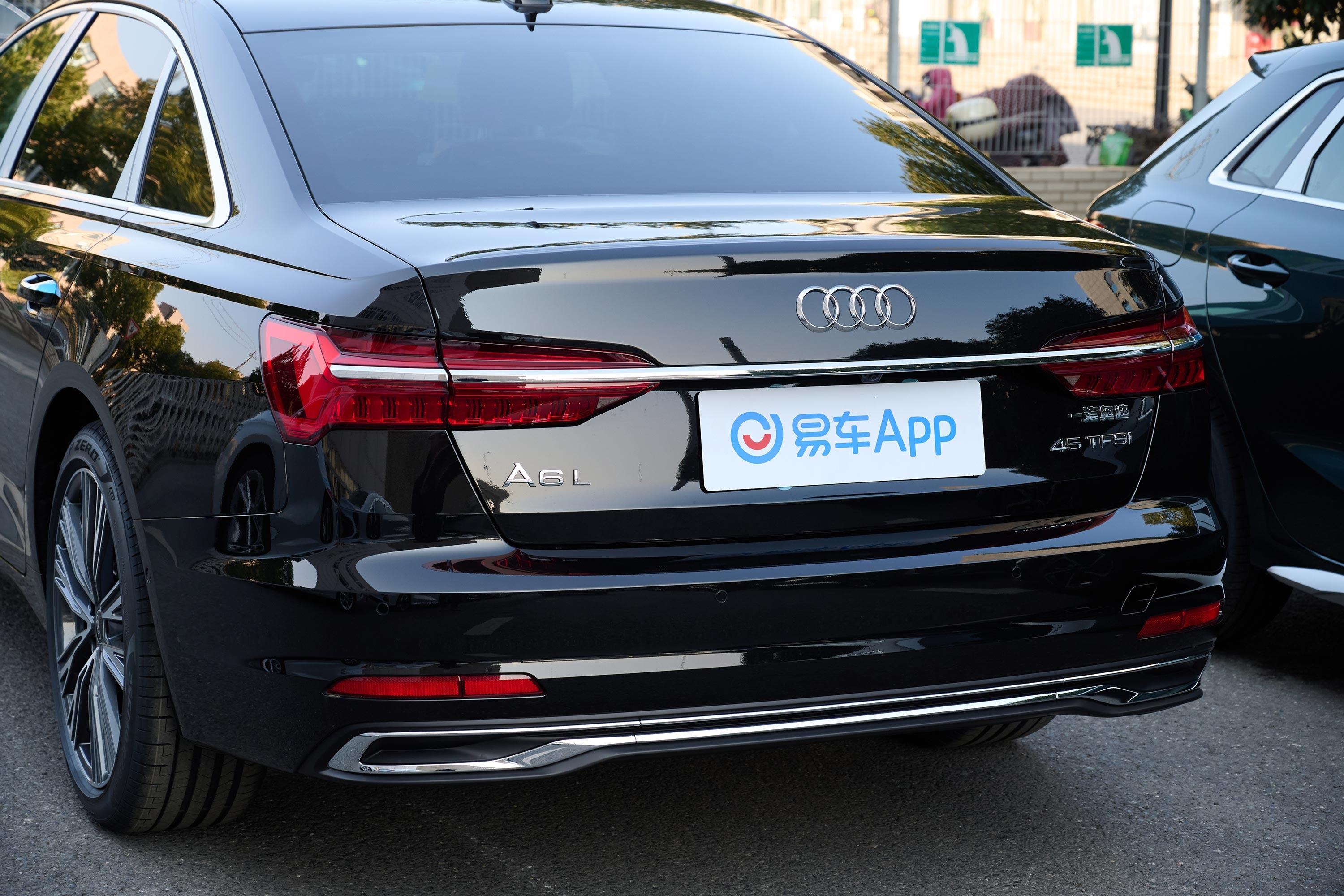 【奥迪A6L45 TFSI 臻选致雅型车尾特写图片-汽车图片大全】-易车