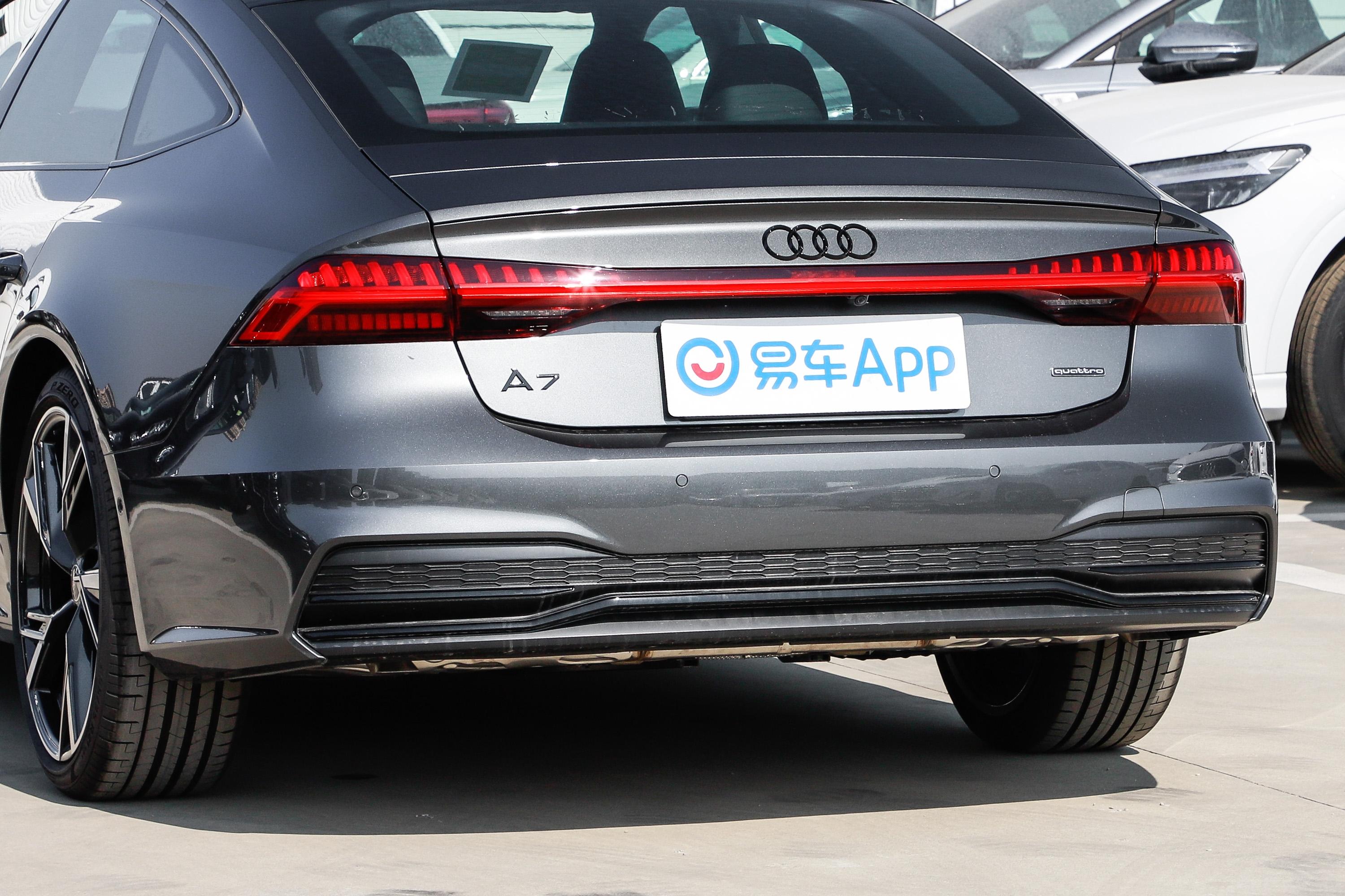 【奥迪A755 TFSI quattro 尊享型车尾特写图片-汽车图片大全】-易车