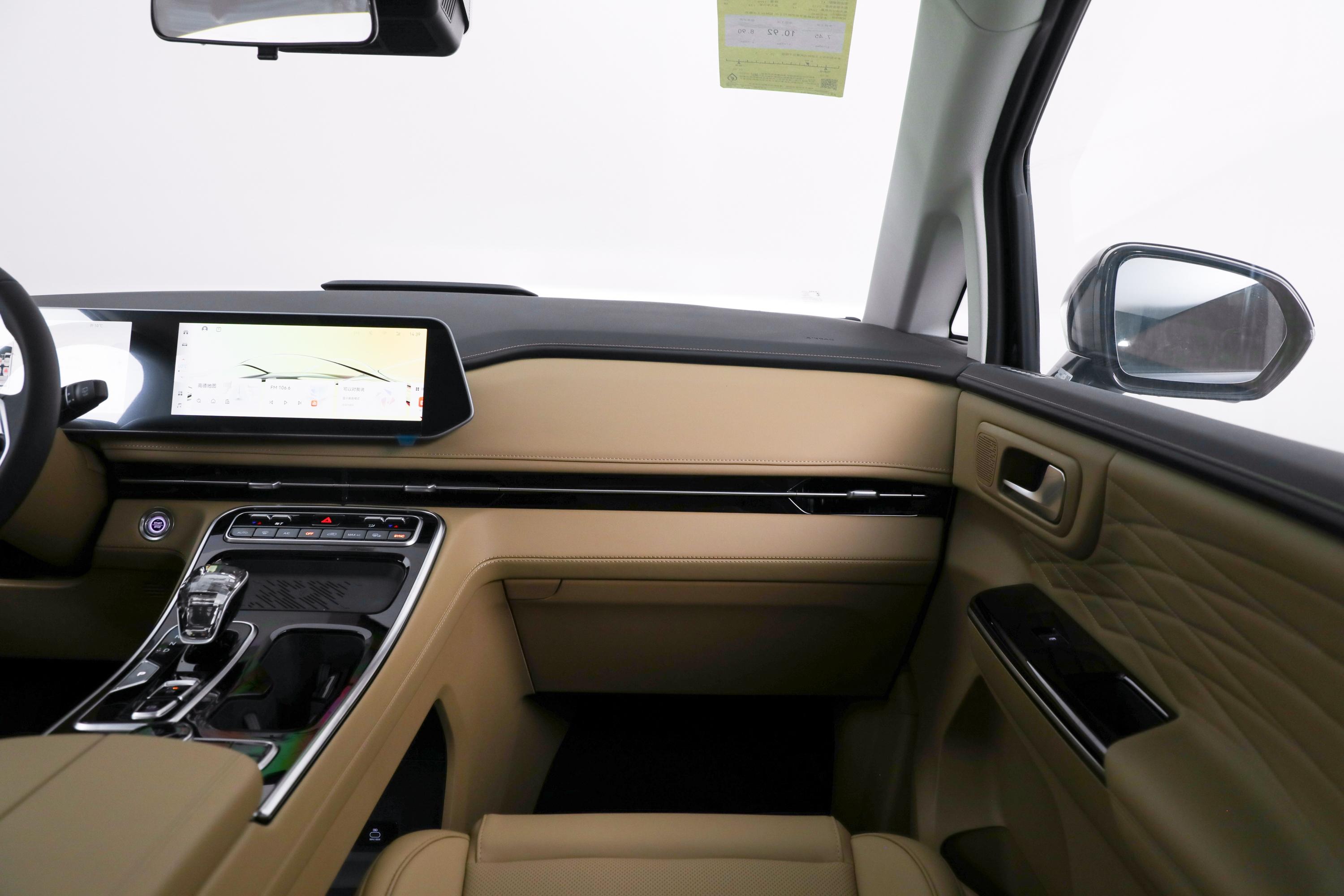 【瑞风RF8智聆版 2.0T 旗舰型副驾驶位区域图片-汽车图片大全】-易车