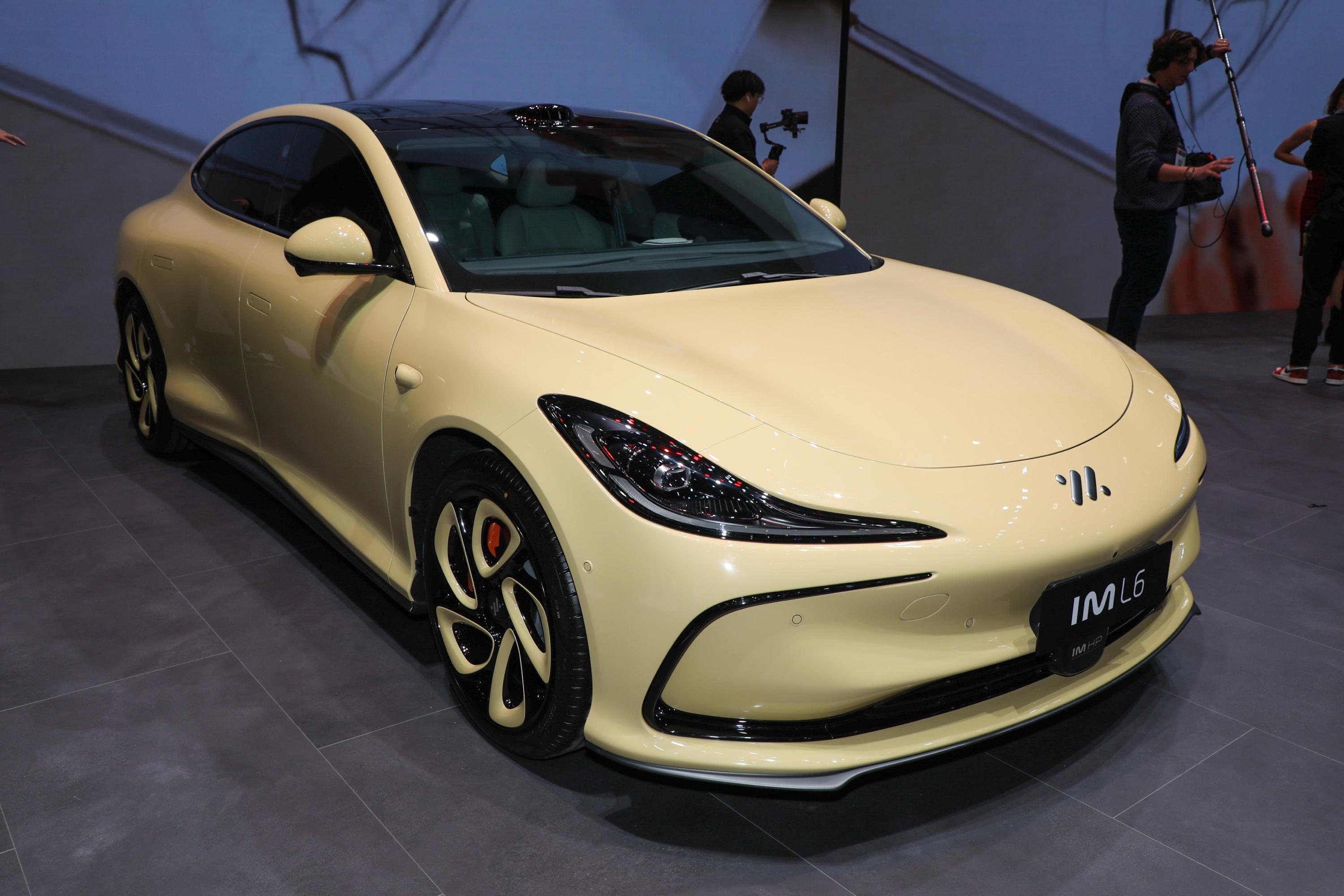 【智己L6图片-汽车图片大全】-易车