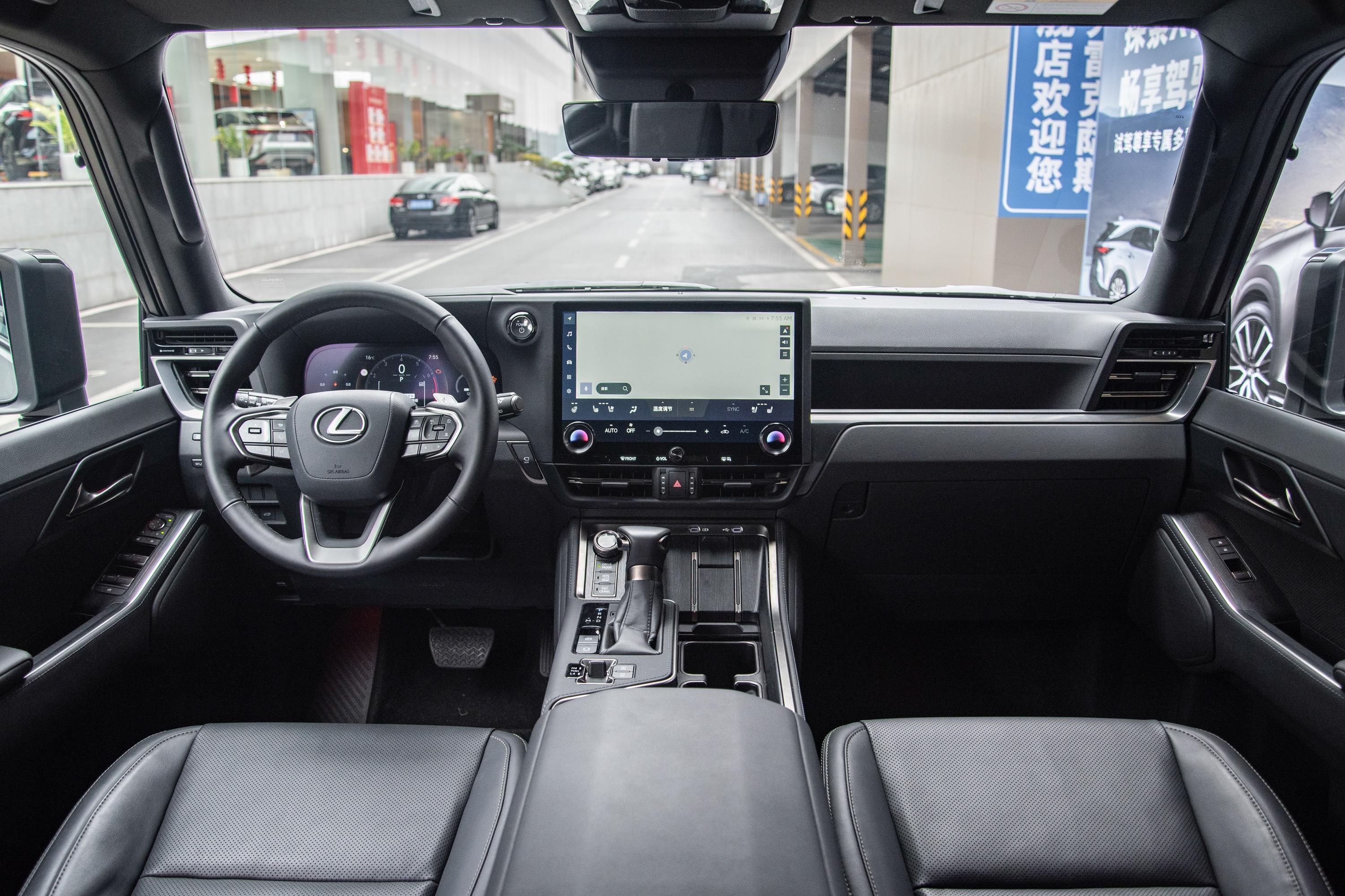 【雷克萨斯GX550h OVERTRAIL远峰版 5座内饰全景正拍图片-汽车图片大全】-易车