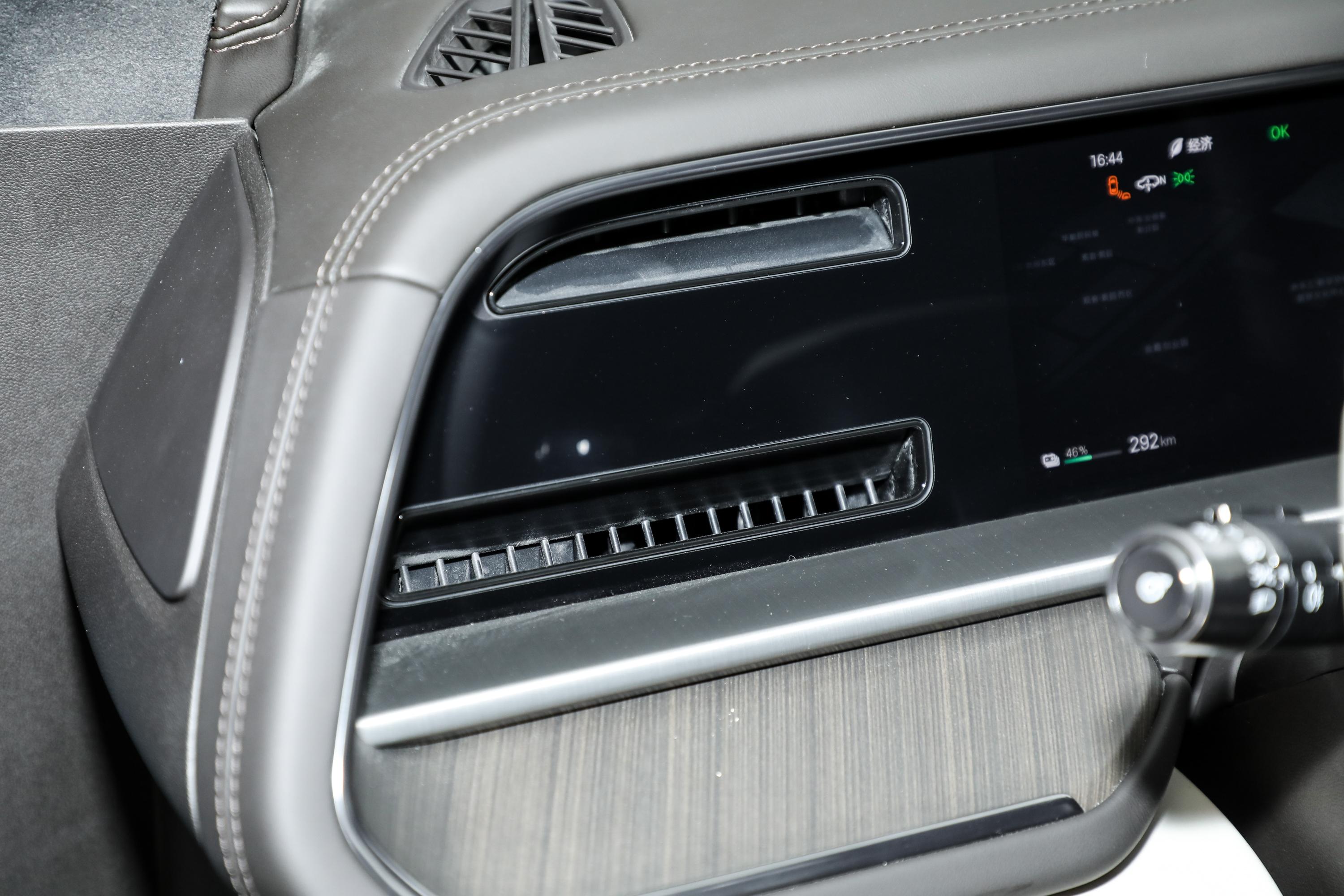 【腾势N7630km 四驱智驾Ultra版主驾驶位图片-汽车图片大全】-易车