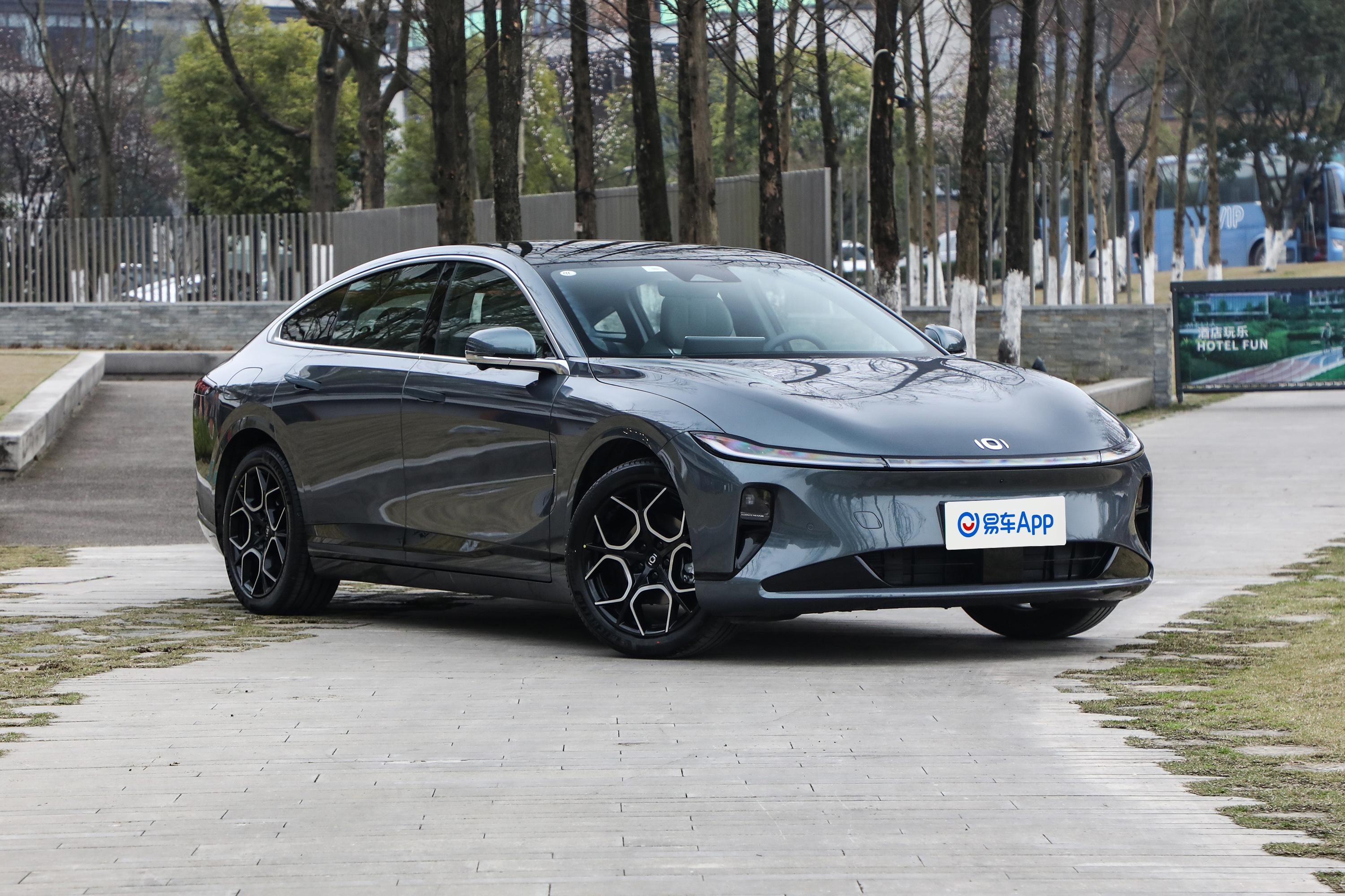 【长安启源A07纯电 真香版 710km 旗舰版侧前45度车头向右水平图片-汽车图片大全】-易车