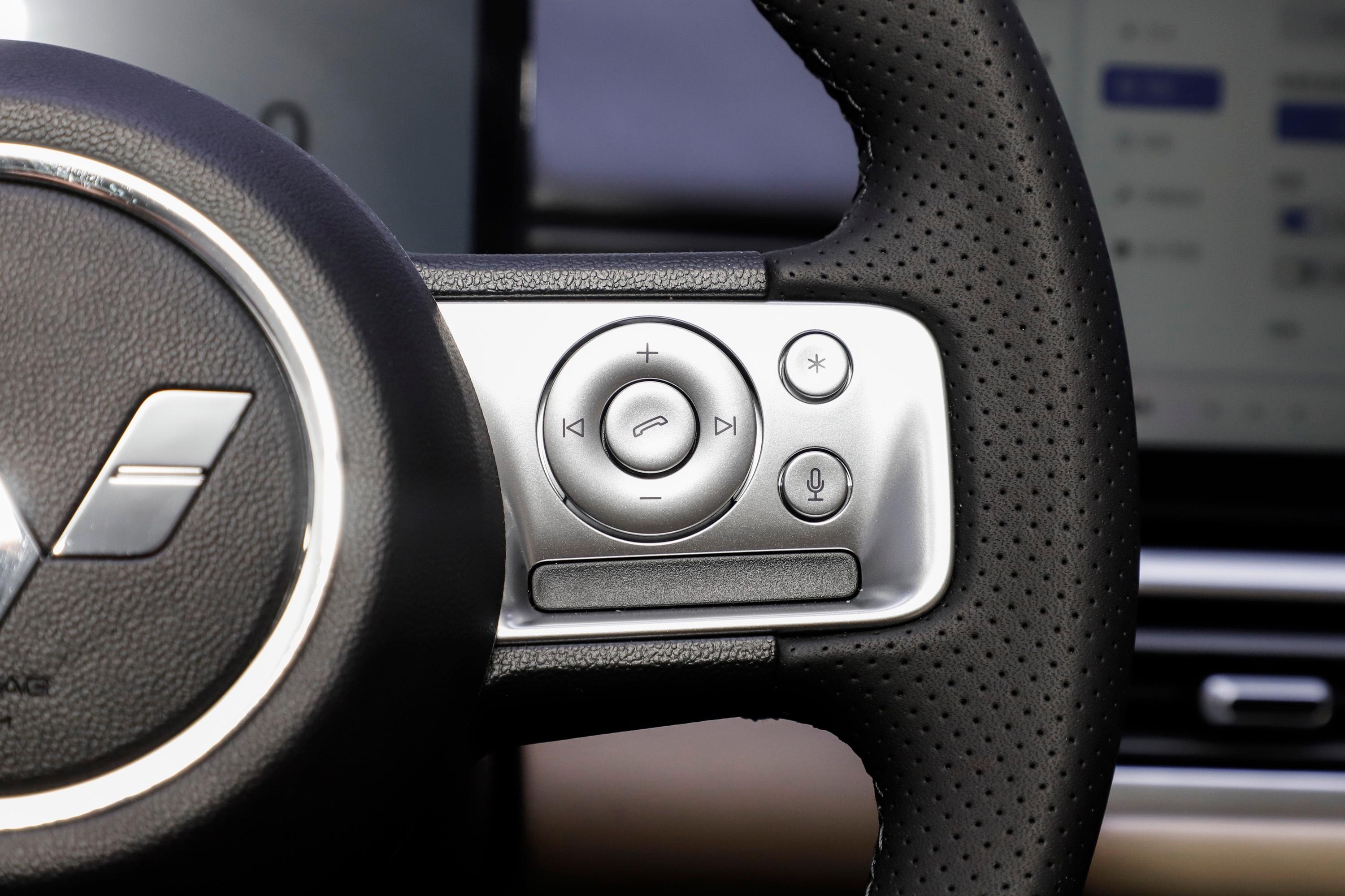 【五菱缤果PLUS510km 旗舰版右侧方向盘功能按键图片-汽车图片大全】-易车