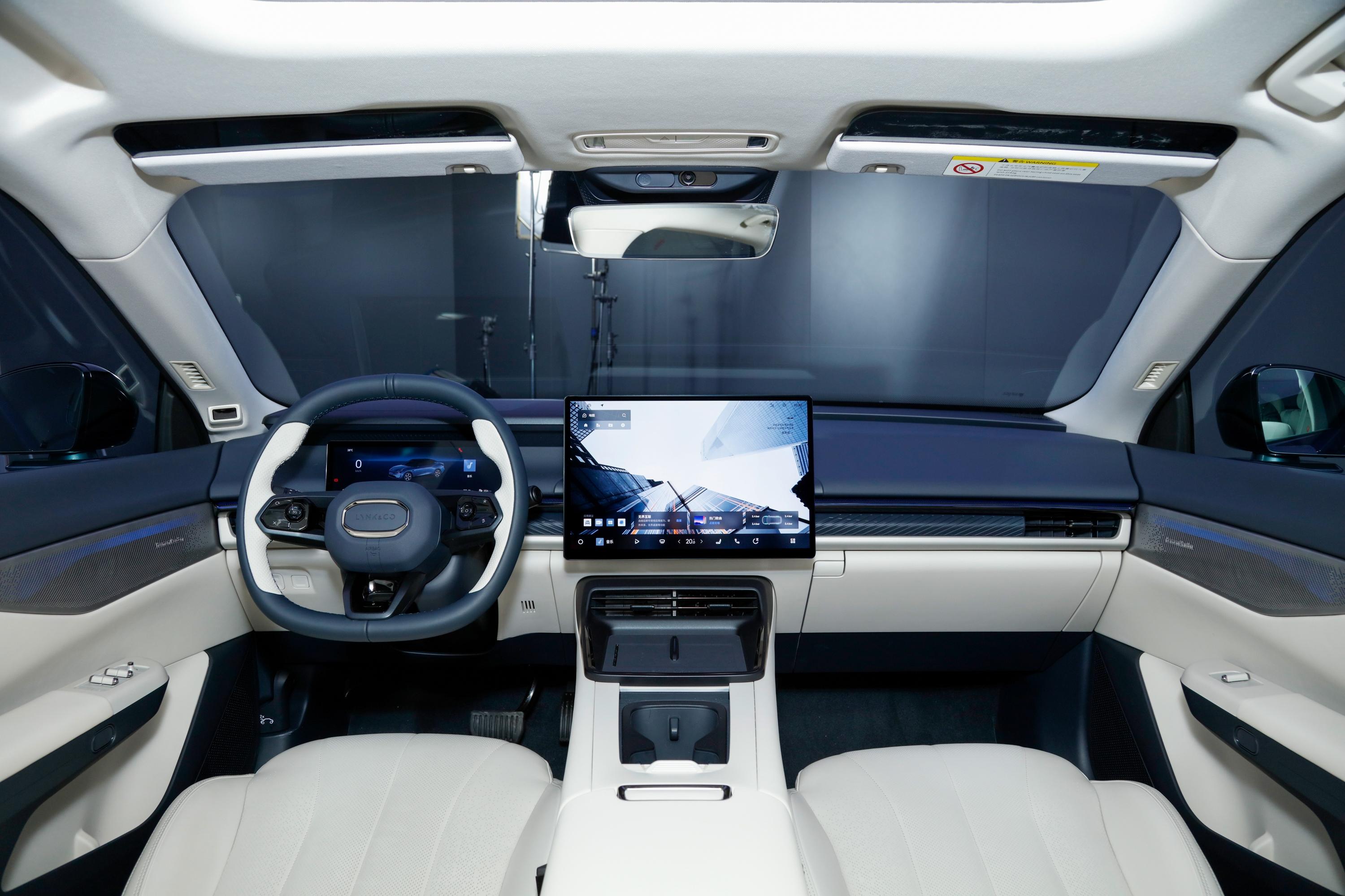 【领克07 EM-PEM-P 1.5T 126km 长续航Halo内饰全景正拍图片-汽车图片大全】-易车